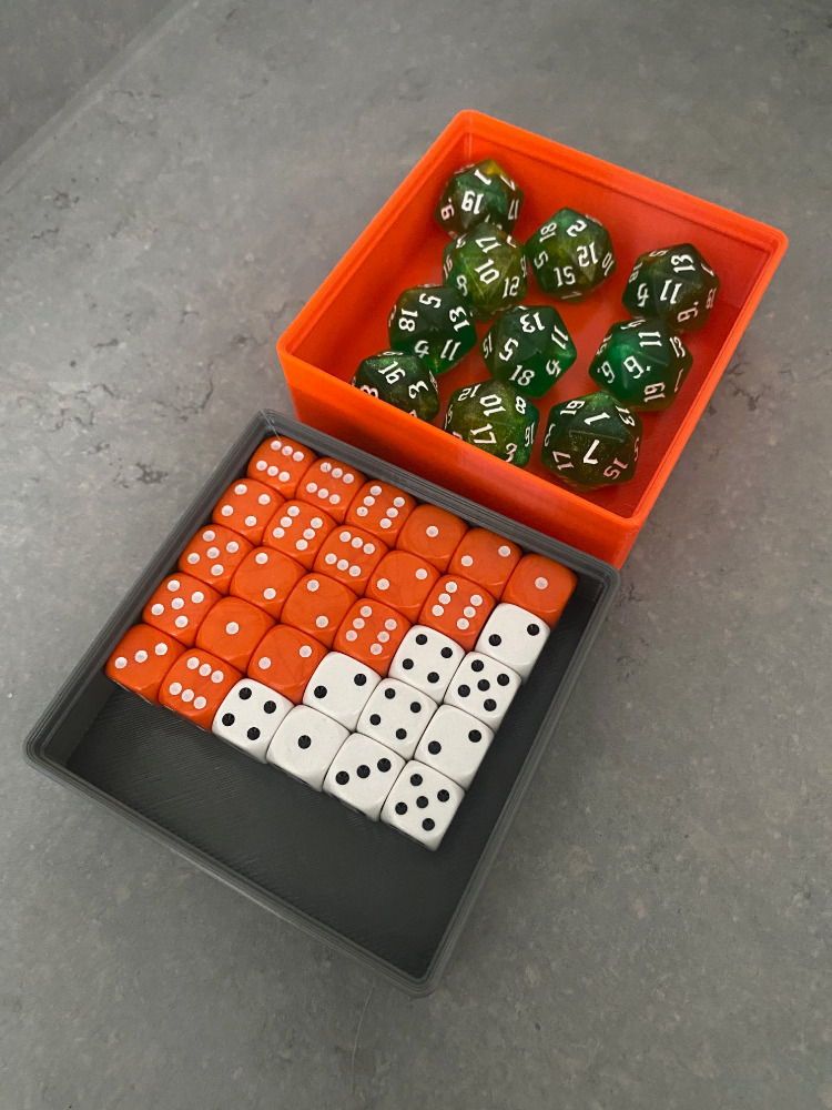 Gridfinity Dice tray 2x2 - 12mm & D20 Dice by edcdadstuff | Download ...