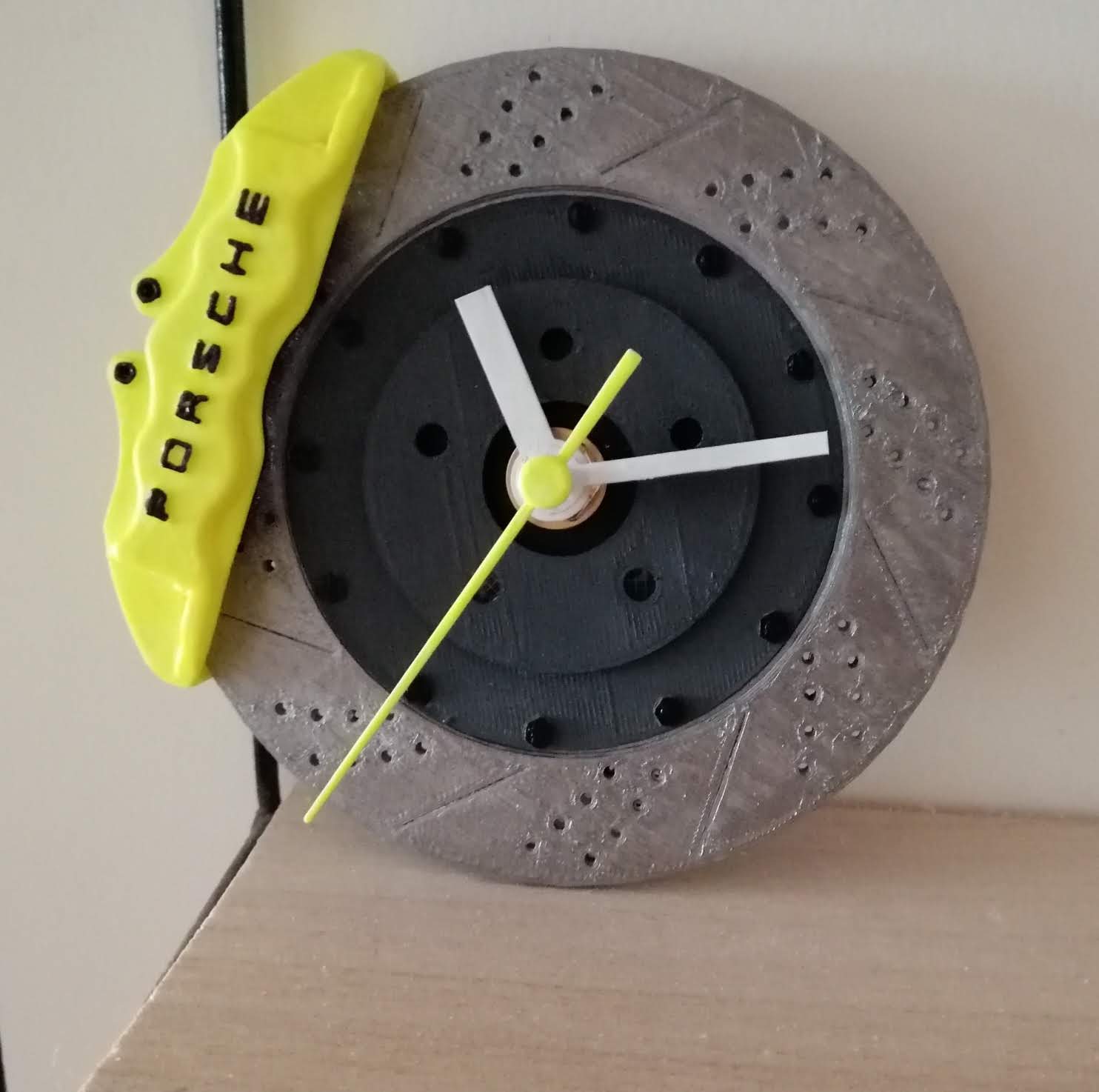 Porsche brake disc clock by fabio | Download free STL model ...