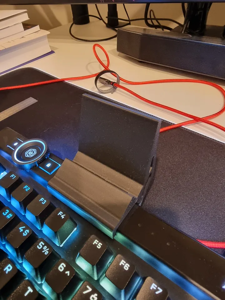 Phone mount for Corsair K100 RGB keyboard by Dean | Download free STL ...