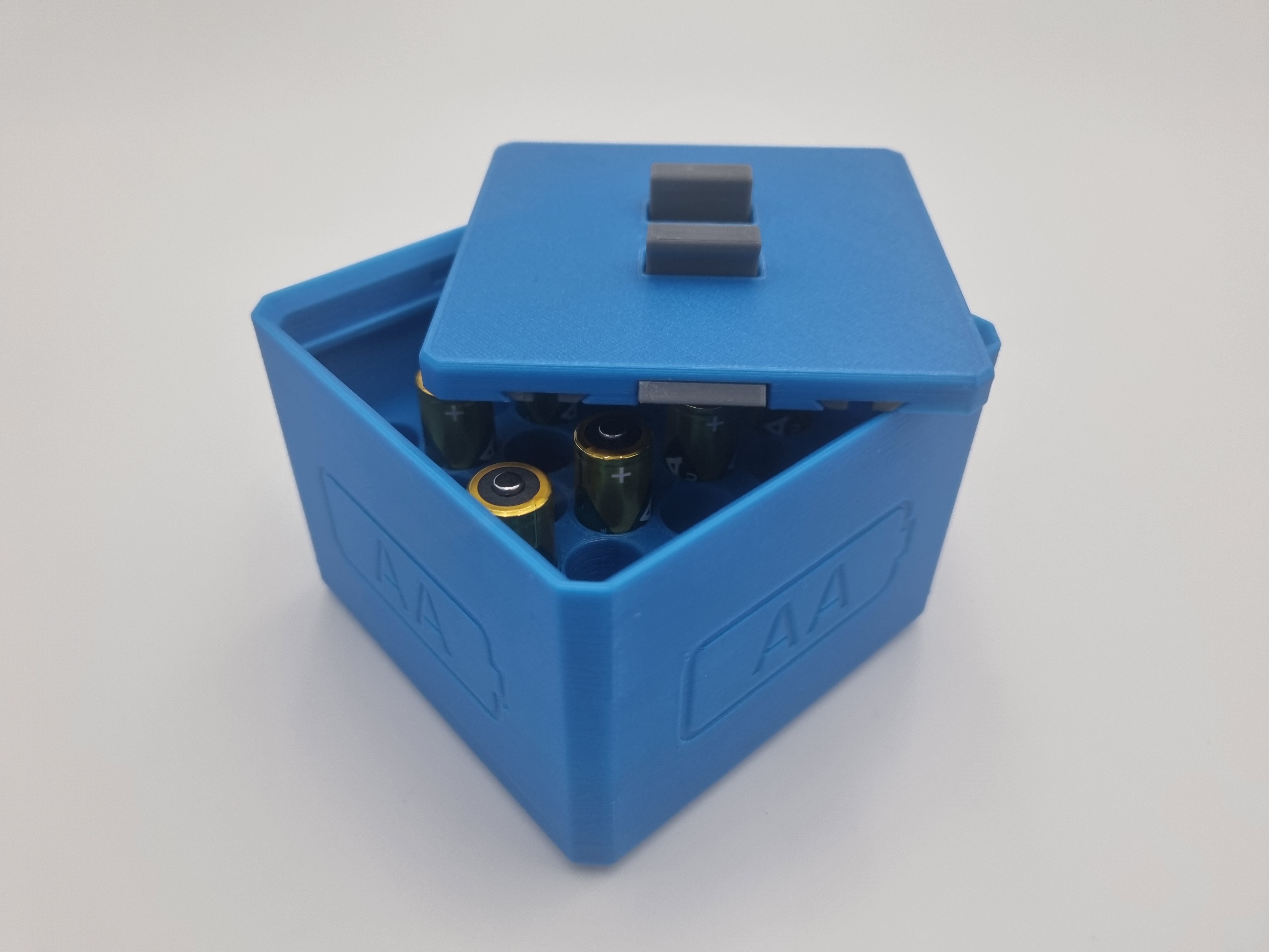 The PinchBox for AA batteries by Fredslund | Download free STL model ...