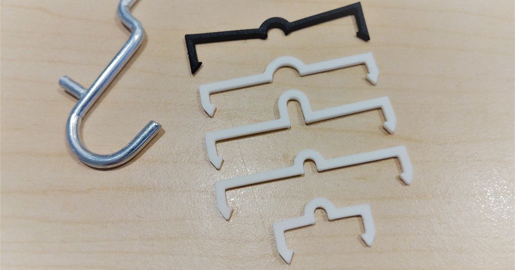 Tight-fitting pegboard clip by Alan Viverette | Download free STL model ...