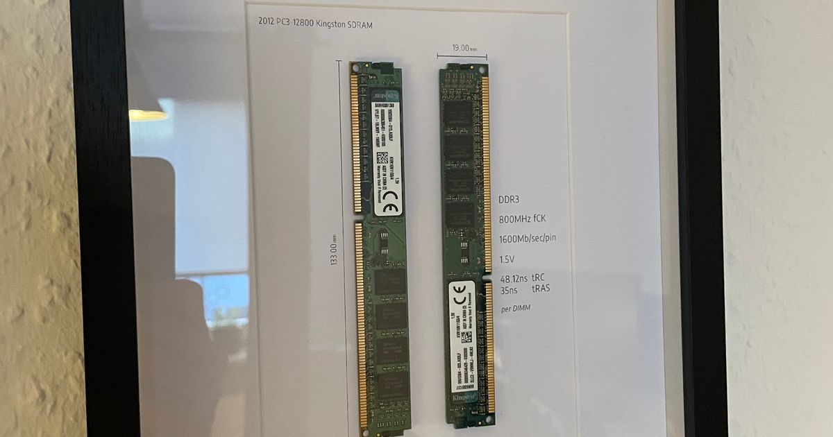GRDN's RAM Picture Frame - DDR3 RAM Bracket by GRDN | Download free STL ...