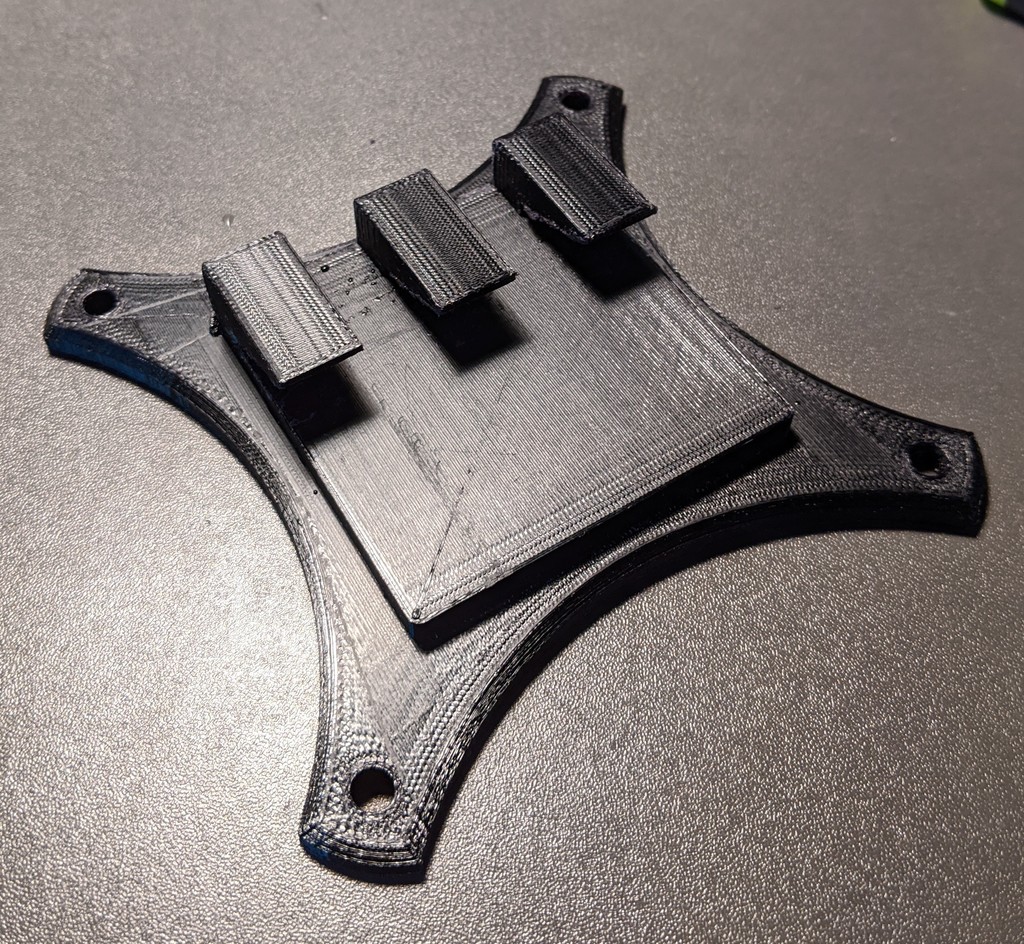 VESA 100mm x 100mm universal mount for wire mesh by nyacom | Download ...