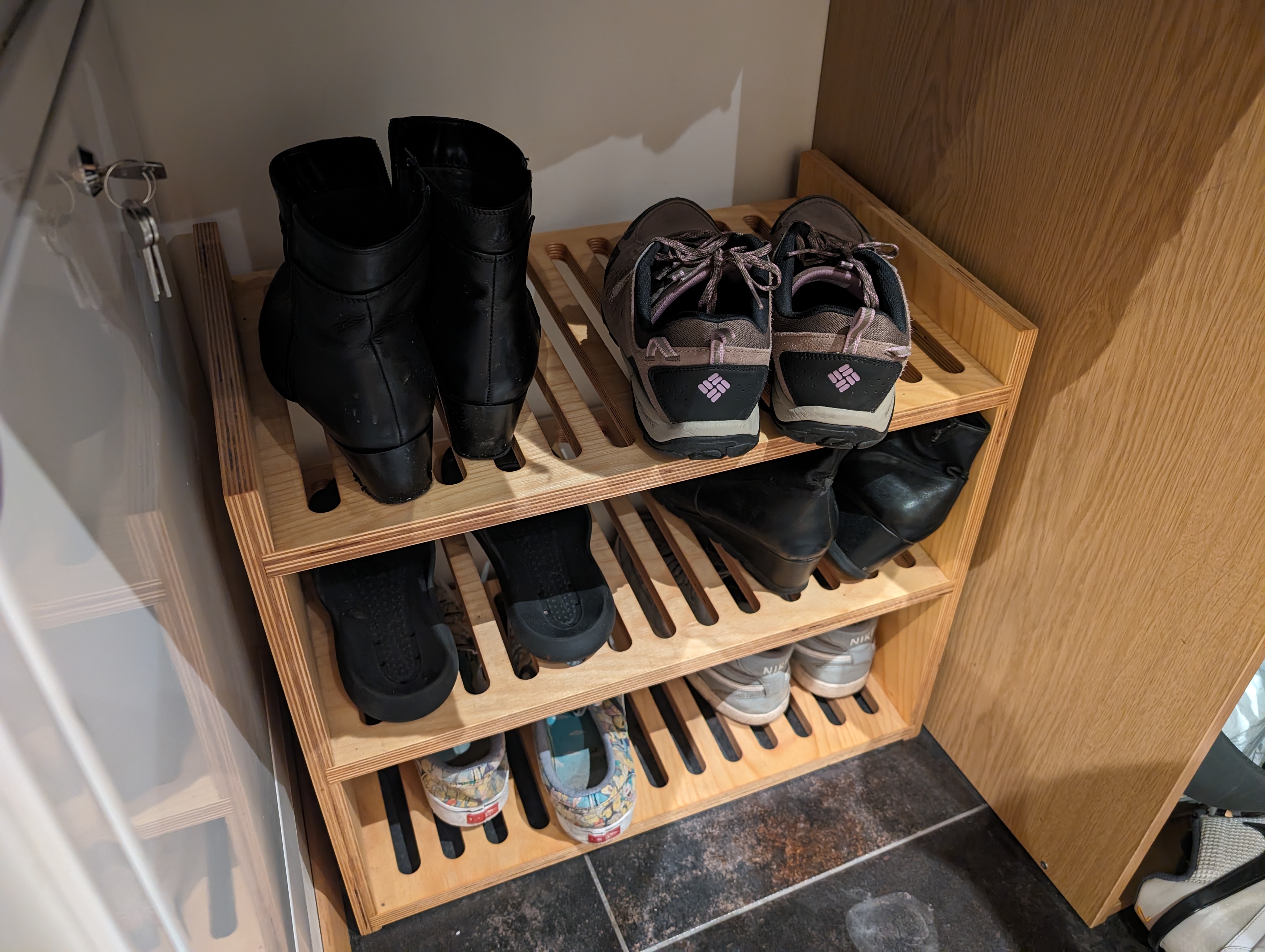 Shoe rack by Salaman | Download free STL model | Printables.com