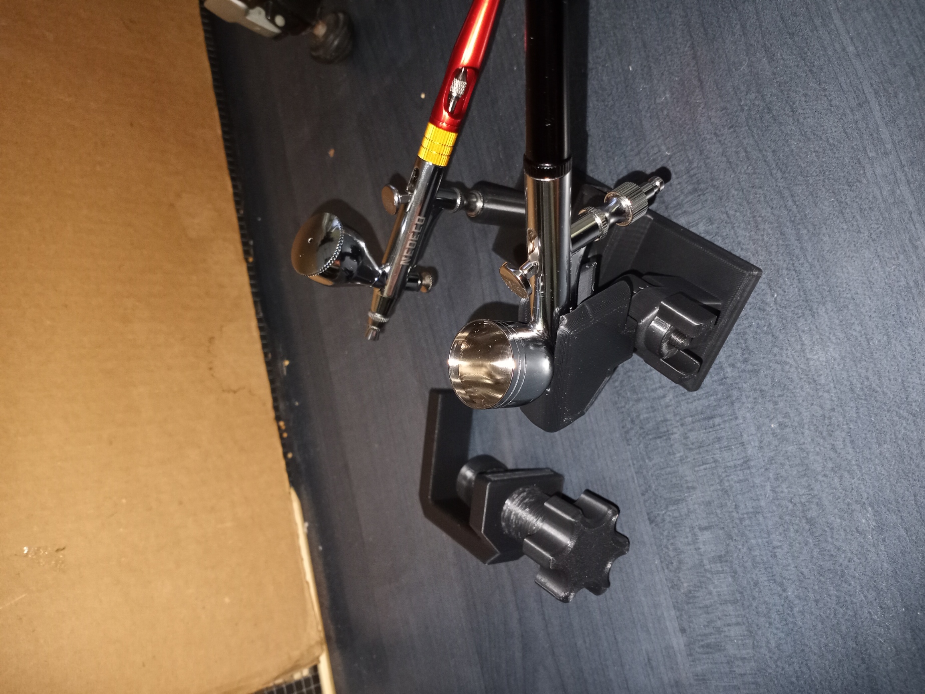 AirBrush holder by 35°C0lDFuSi0n | Download free STL model | Printables.com
