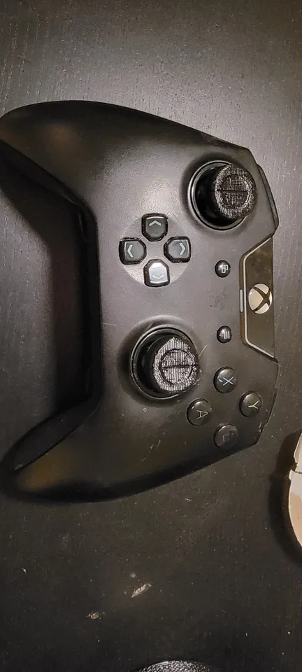 XBOX Controller Soft Joystick Covers by LinearIce | Download free STL ...