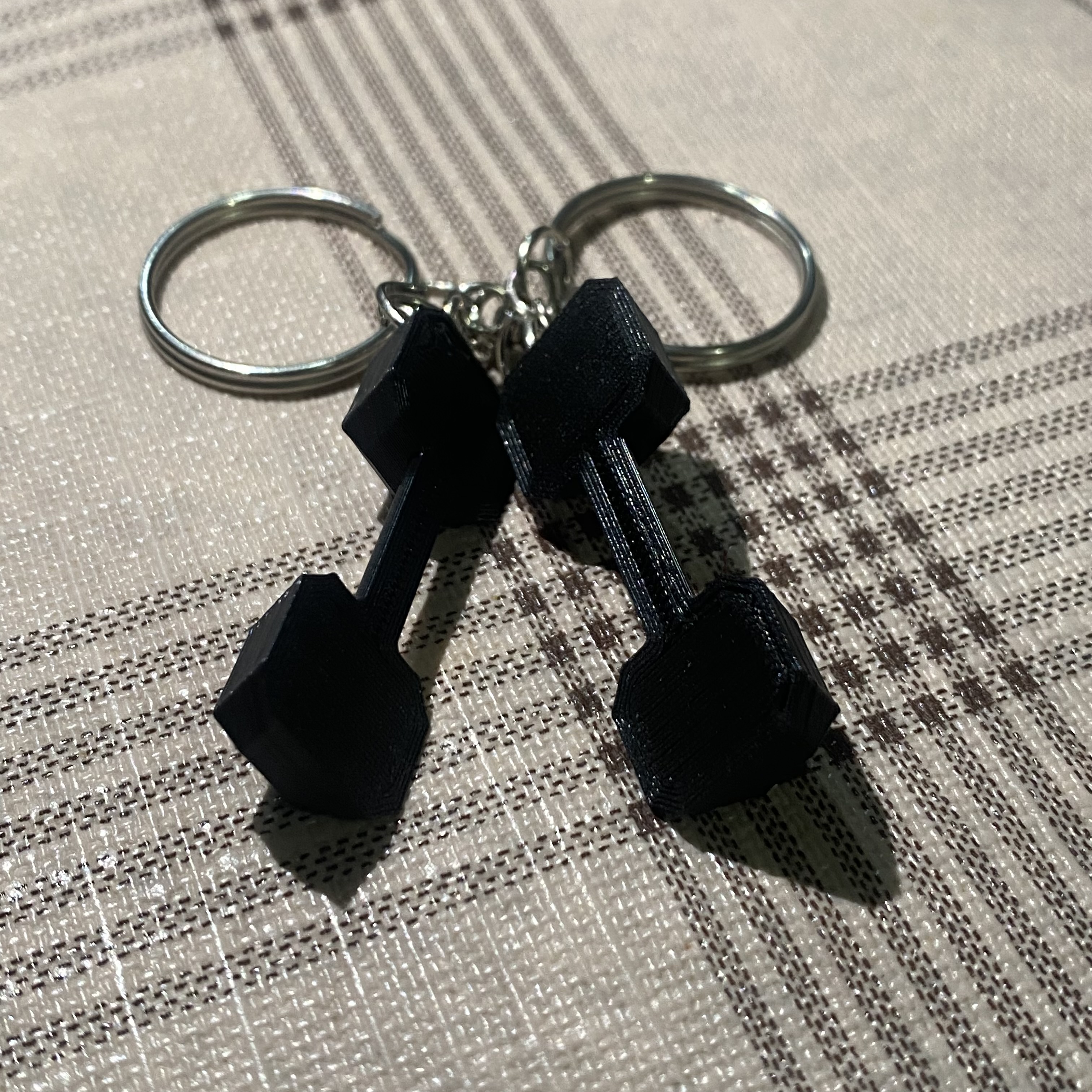 Llavero Mancuerna con Imán / Magnet Dumbbell Keychain by Empire 3D ...