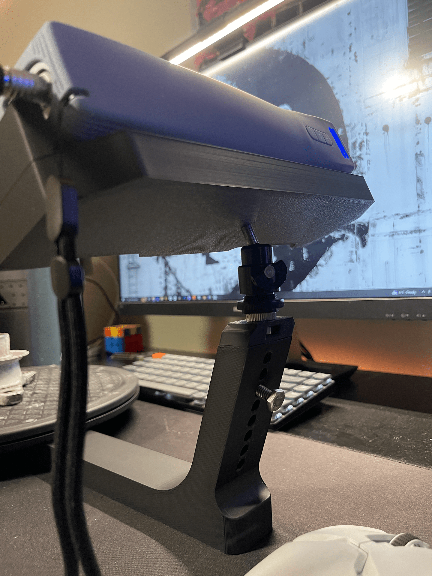 Einstar 3D Scanner Stand by NRTHLABS™ | Download free STL model ...