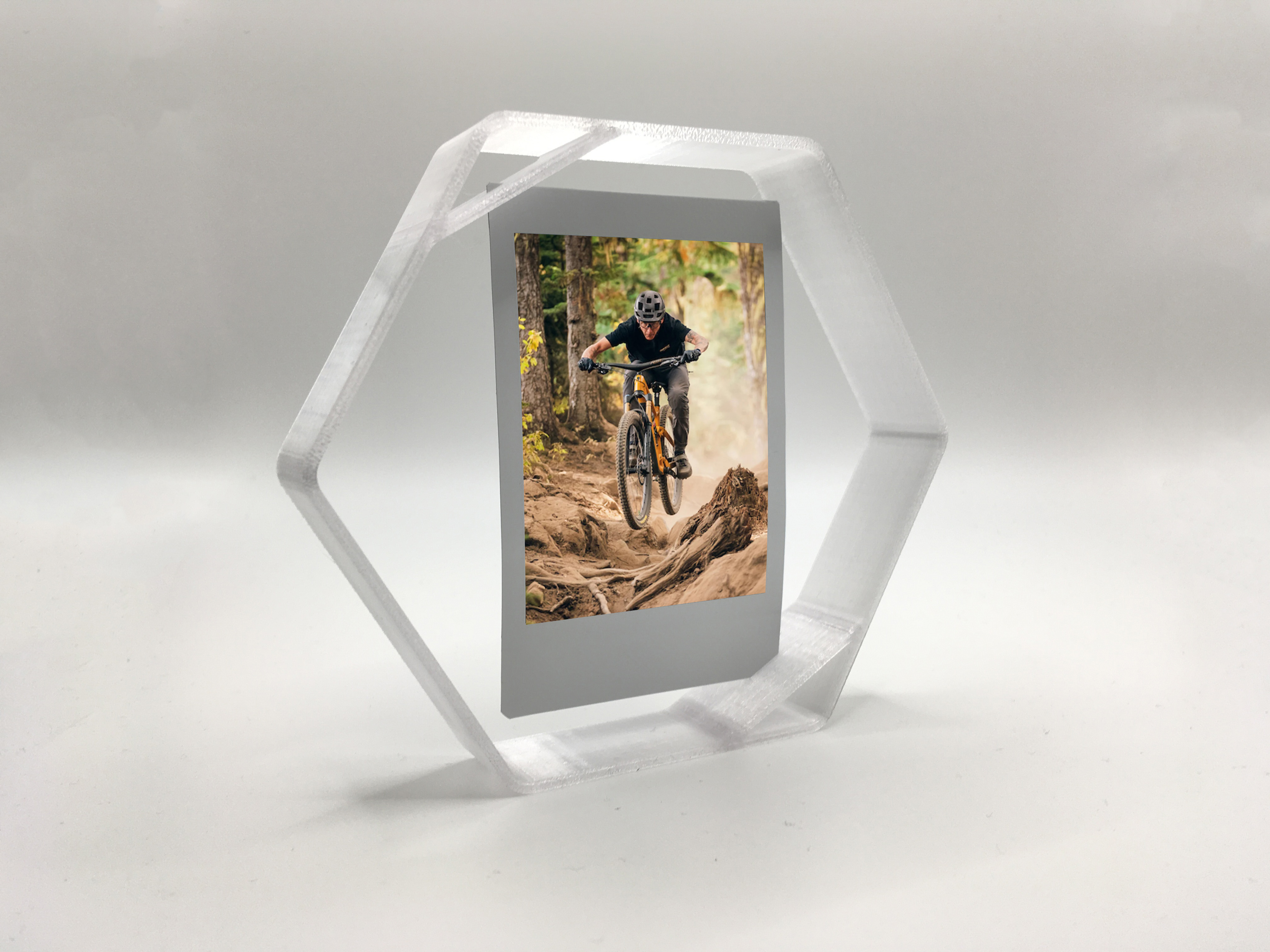 Instant Camera Picture Frames by David Holečko | Download free STL ...
