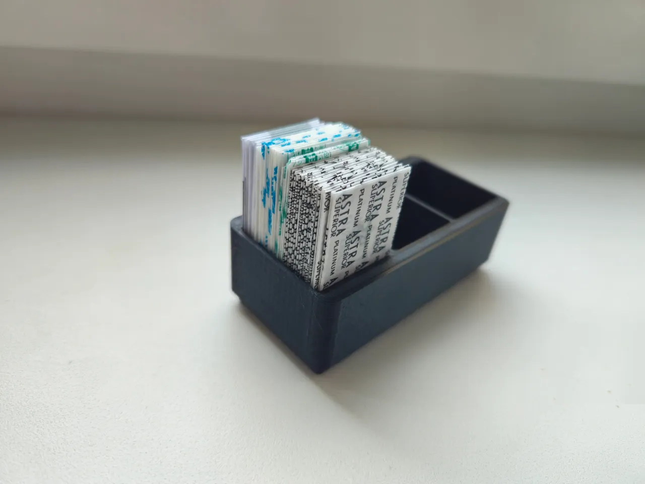 Gridfinity Razor Blade Bin by liborburda | Download free STL model ...