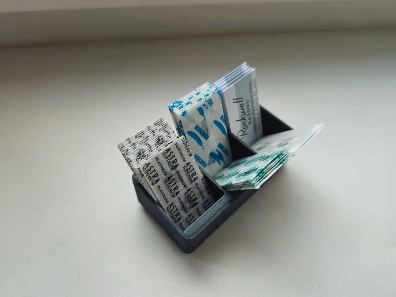 Gridfinity Razor Blade Bin by liborburda | Download free STL model ...