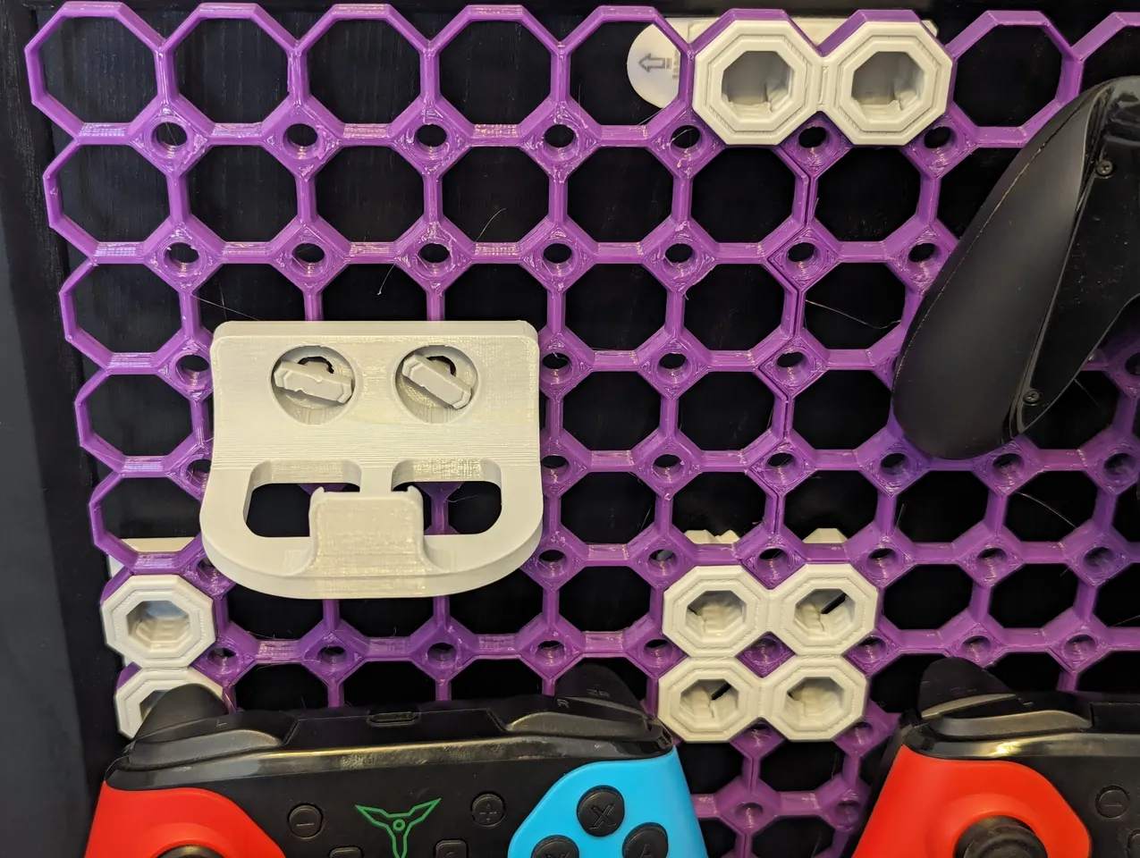 Multiboard - Universal Game Controller Wall Mount Stand by Ryan G ...