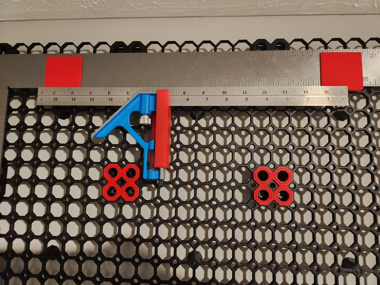Combination square mount for Multiboard by Jonathan Penner | Download ...