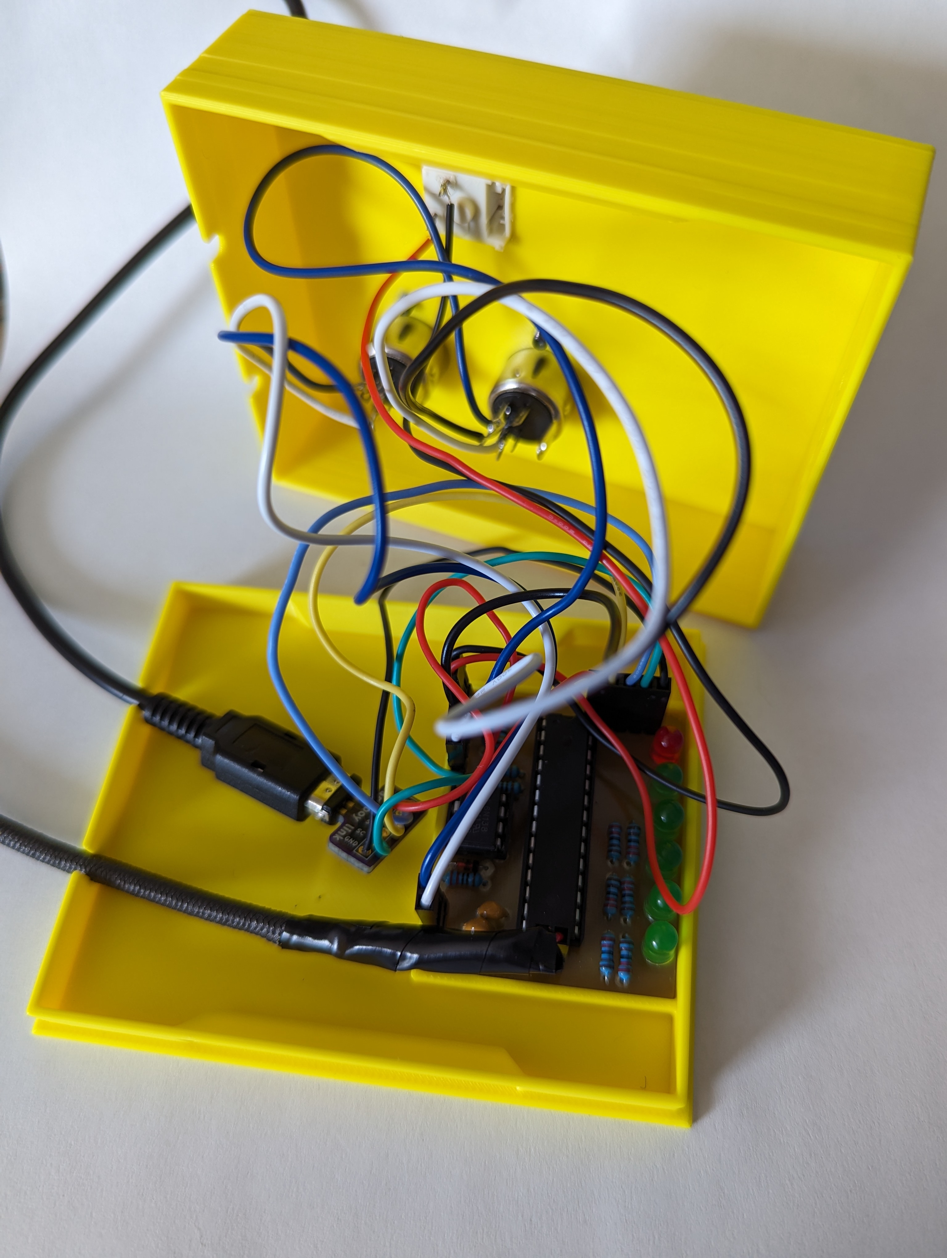 Arduinoboy Enclosure by Ryan Parsley | Download free STL model ...