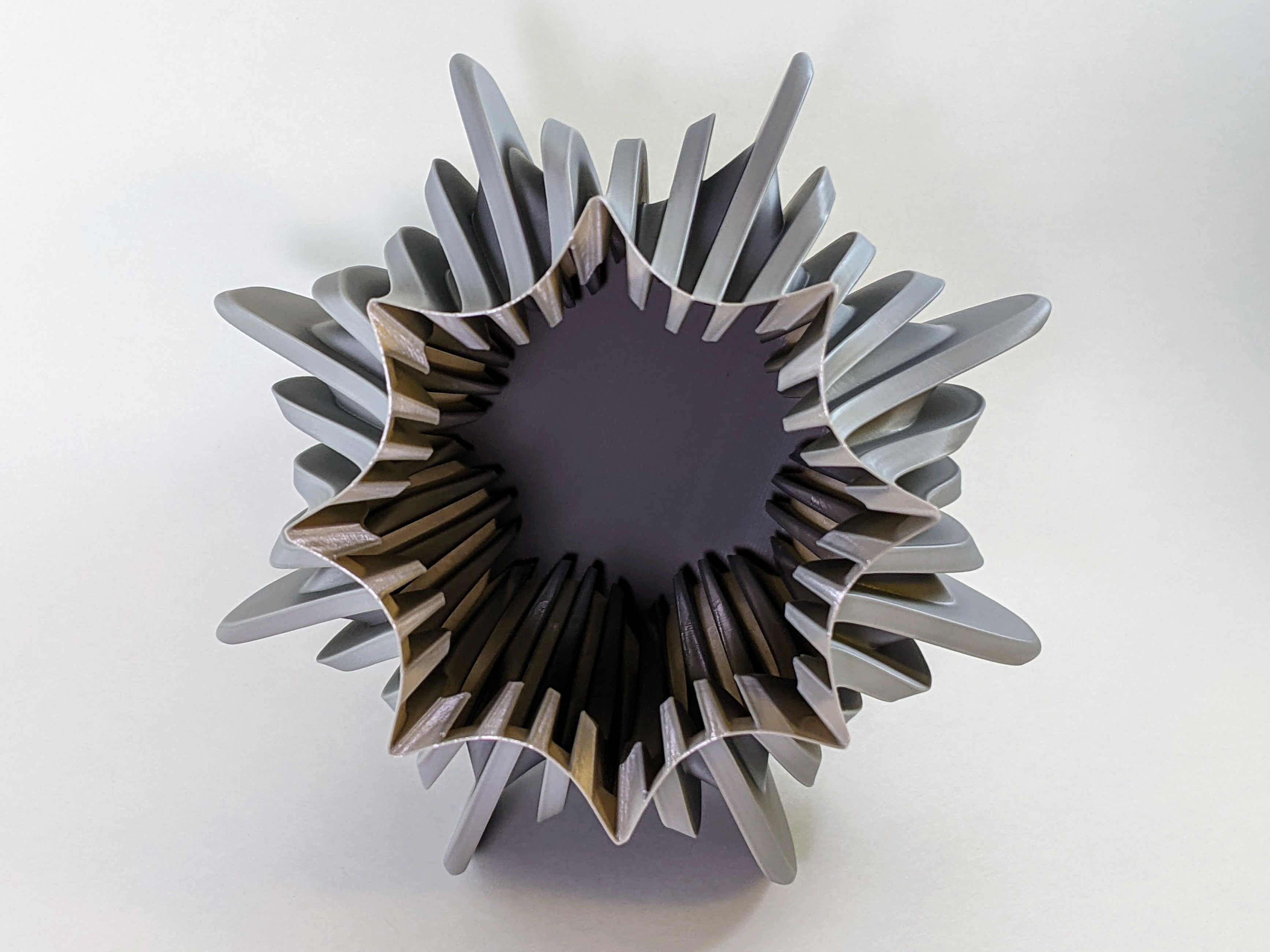 Star Spline Vase 8 by Grandpa 3DPrints | Download free STL model ...