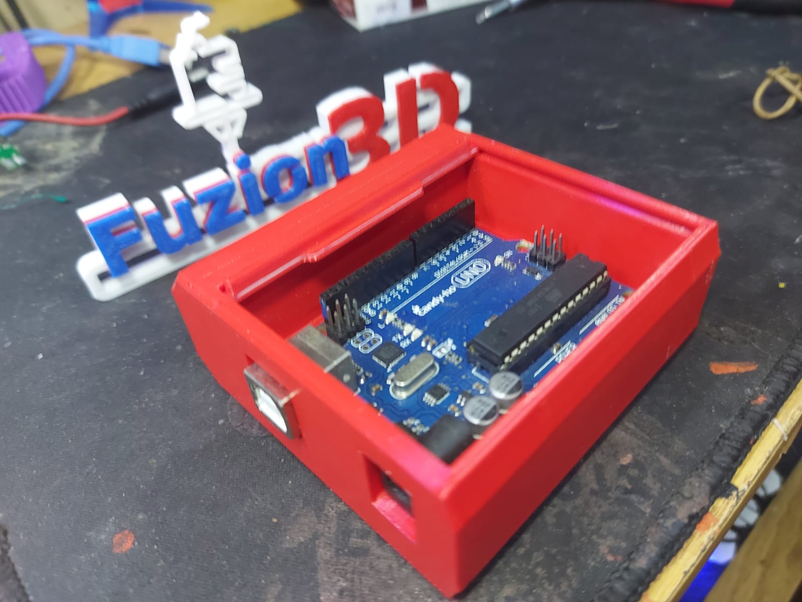Practica Caja para Arduino con persiana par Mauricio Pereyra | Téléchargez gratuitement un ...