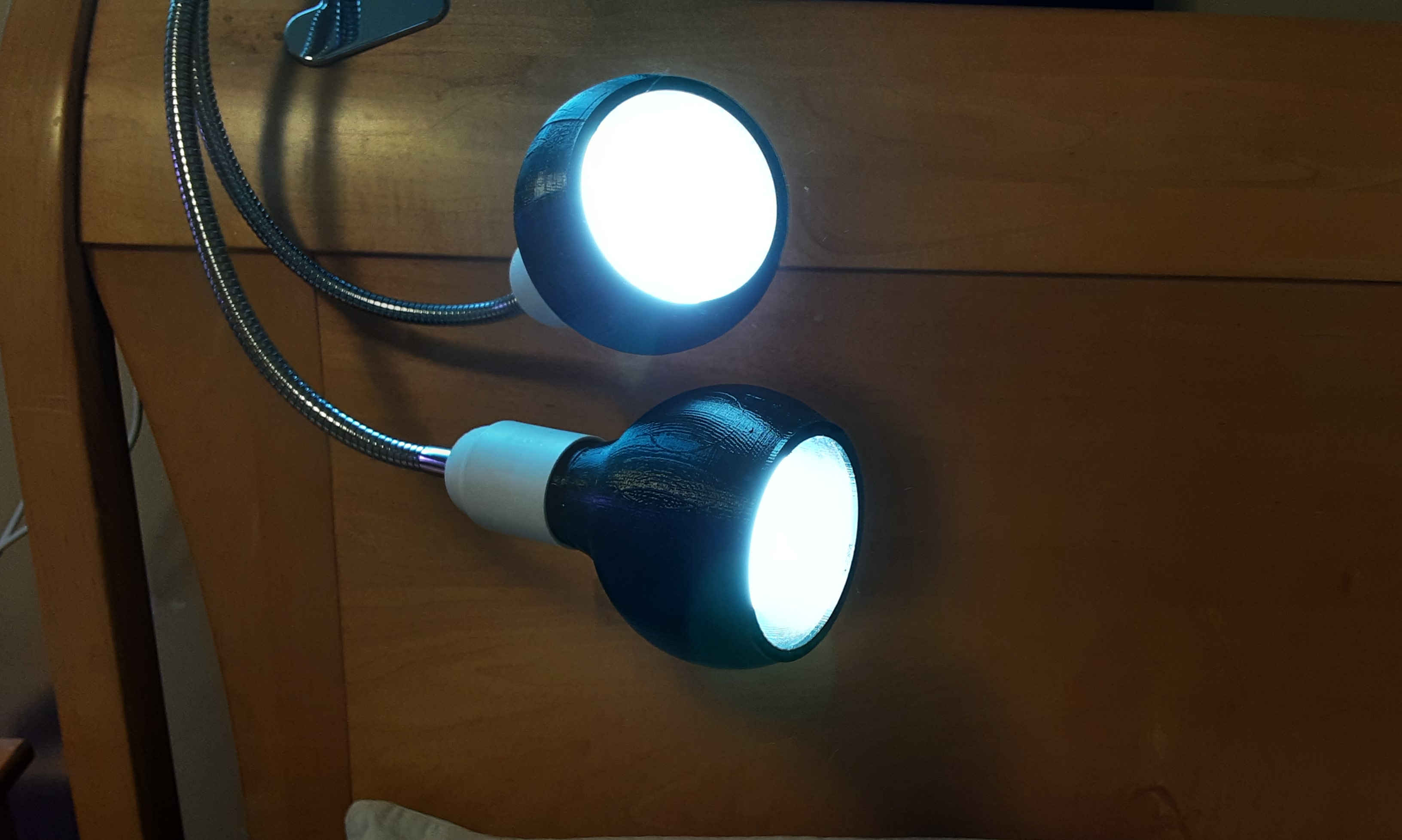 Lightbulb Shade for Reading Lamps by Aerahyd | Download free STL model ...