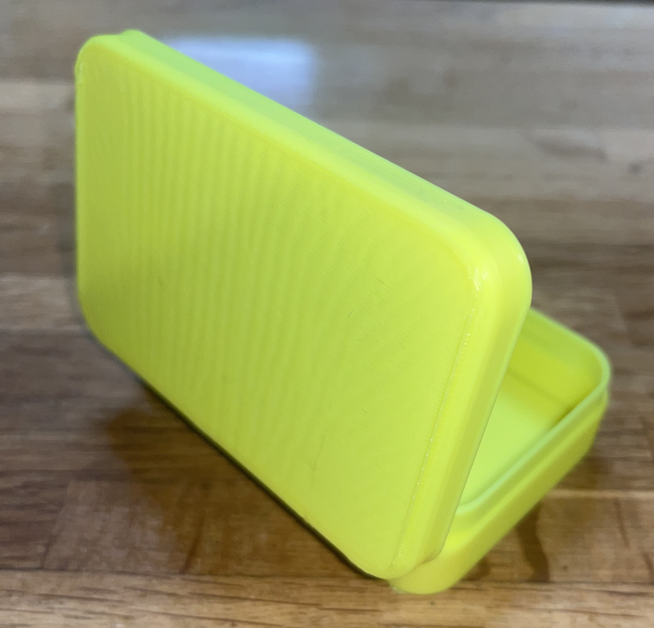 Small Flip top case (Altoids Tin) (Print in Place) von BobbyDazzler ...