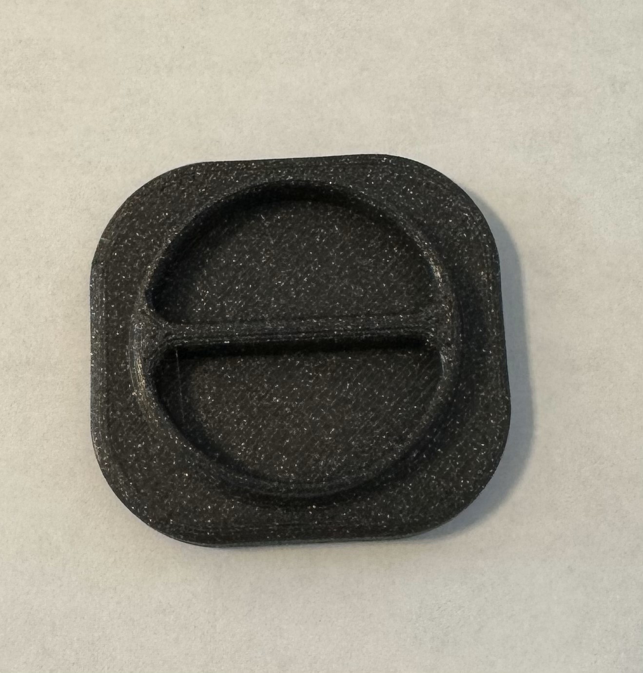 Square Camera Lens Cover by samdinnat | Download free STL model ...