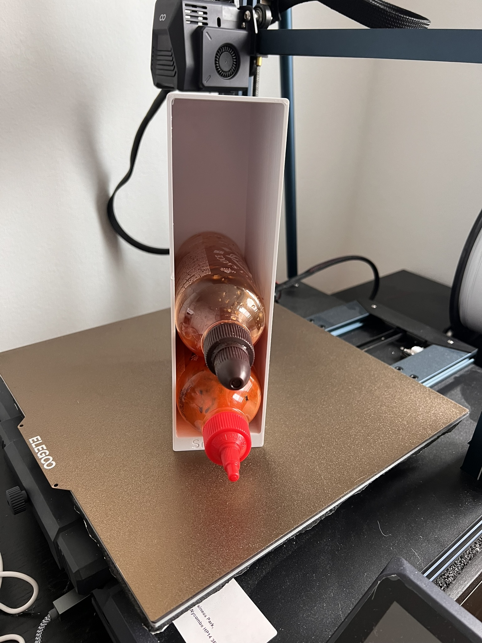 Sriracha fridge compartment by Libertrix | Download free STL model ...