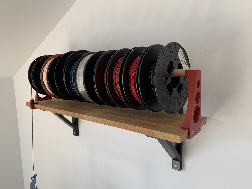Filament Wall Rack Shelf with clenaer by score9 | Download free STL ...