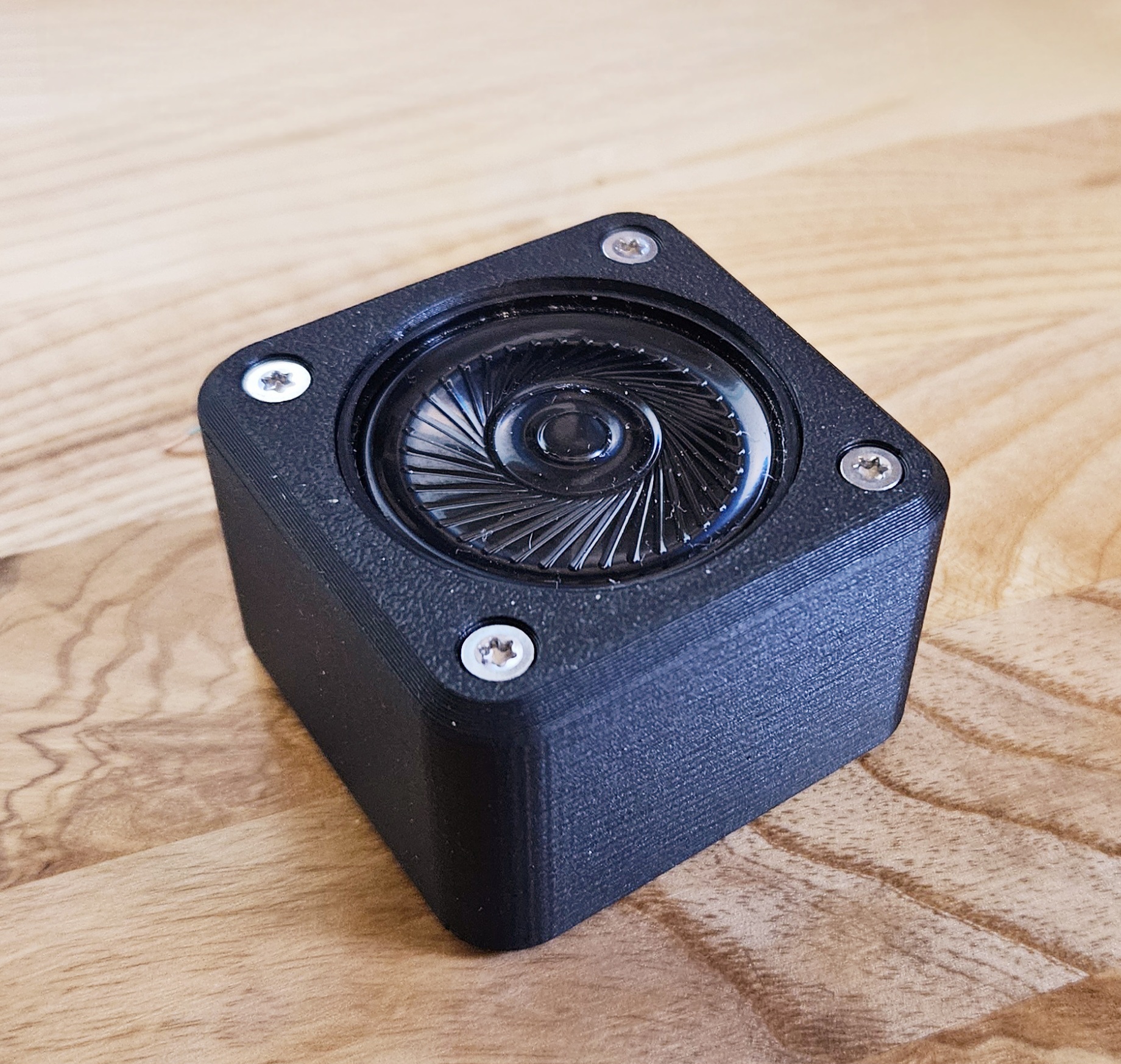 40mm speaker enclosure DFplayer 2W by Boopidoo | Download free STL ...