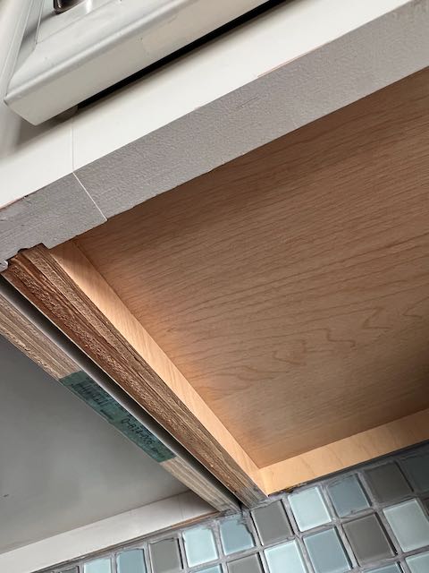 Hue Light Strip Kitchen Under Cabinet Mounting Brackets by Razor | Download free STL model ...