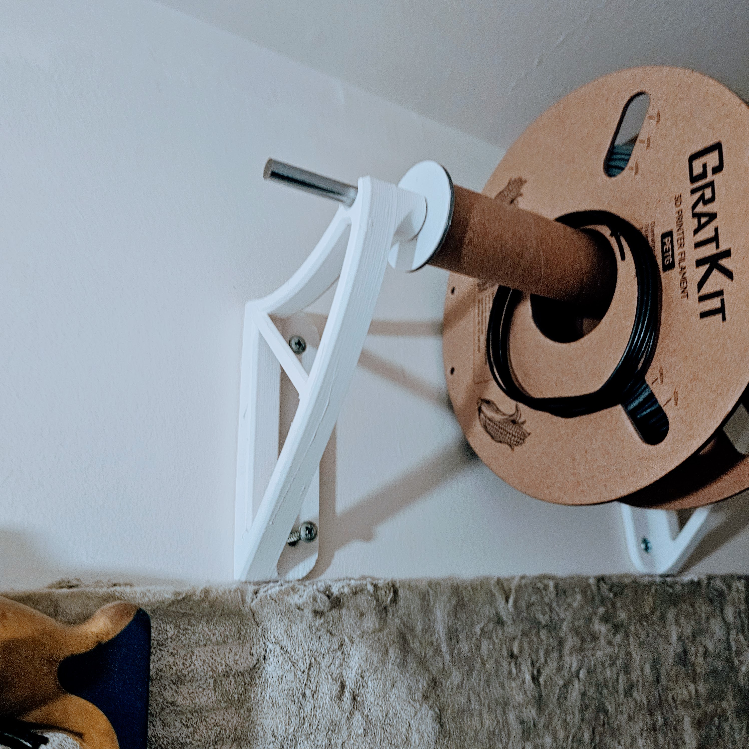 Wall mounted spool holder by Logr47 | Download free STL model ...
