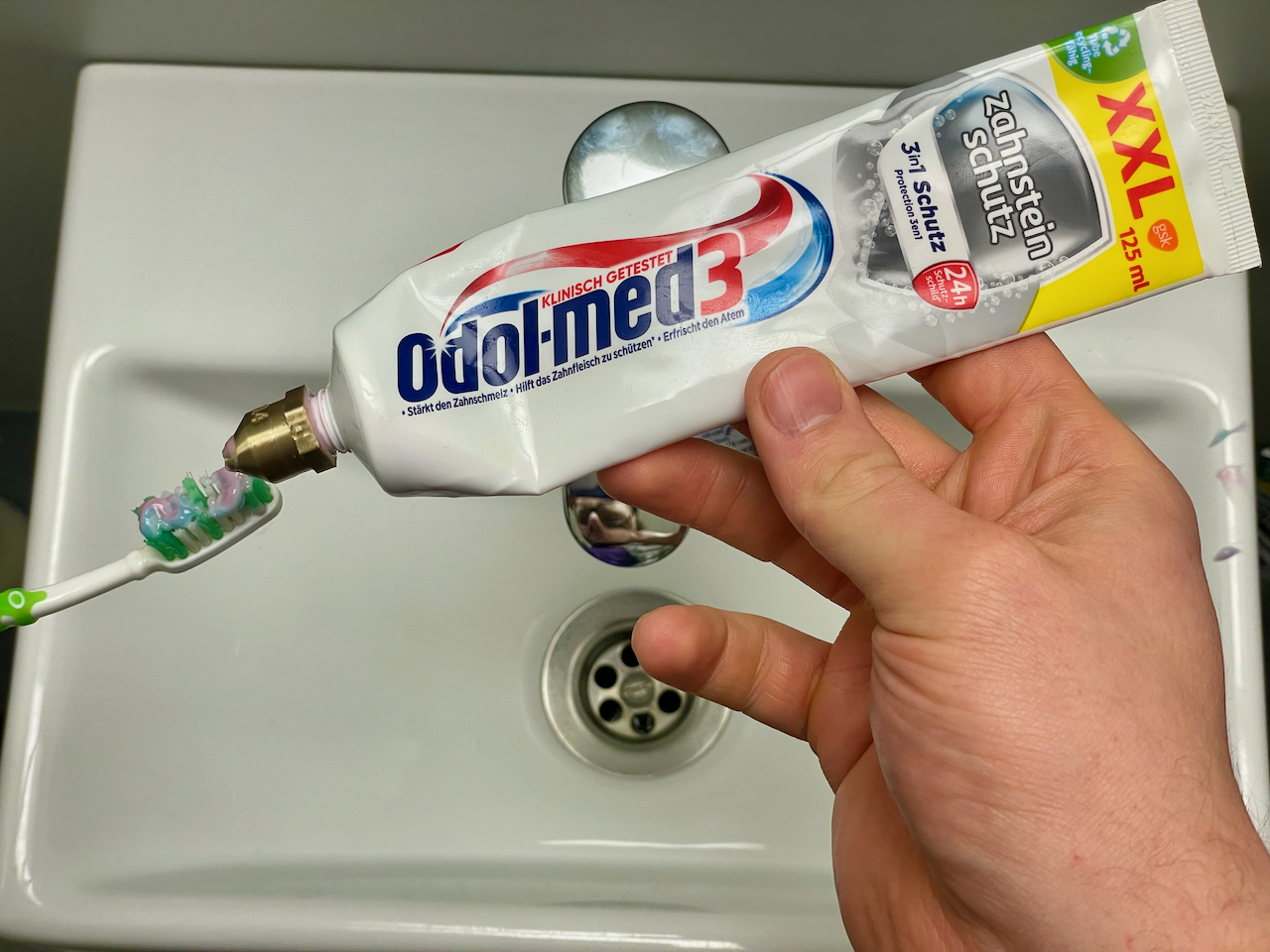 3d printer Nozzle for toothpaste (Odol-med and maybe other) by DIY ...