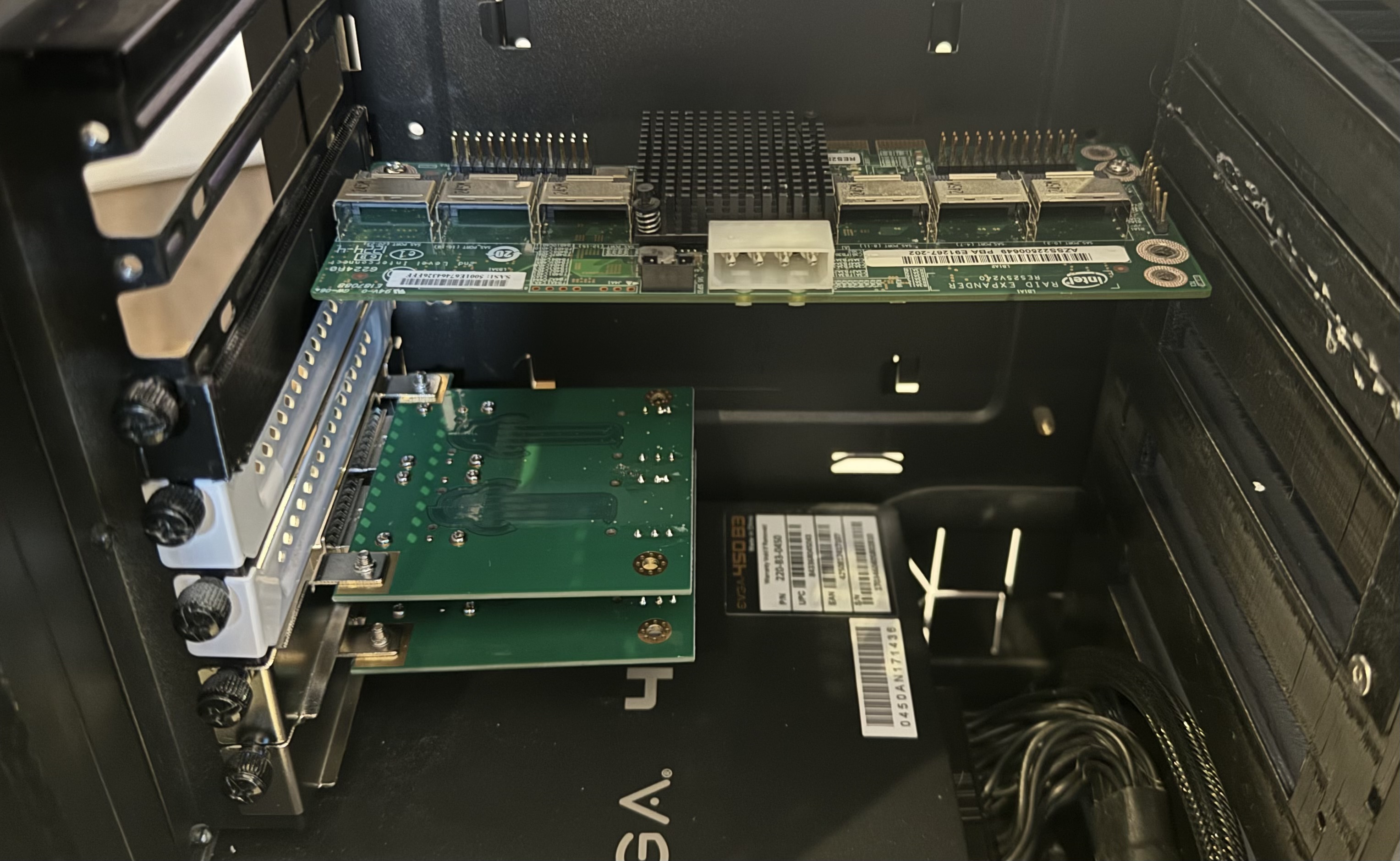 Intel SAS expander reverse PCI bracket por cmer | Descargar modelo STL ...