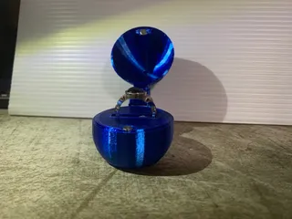 Egg holder with marking ring by Mathijs | Download free STL model ...