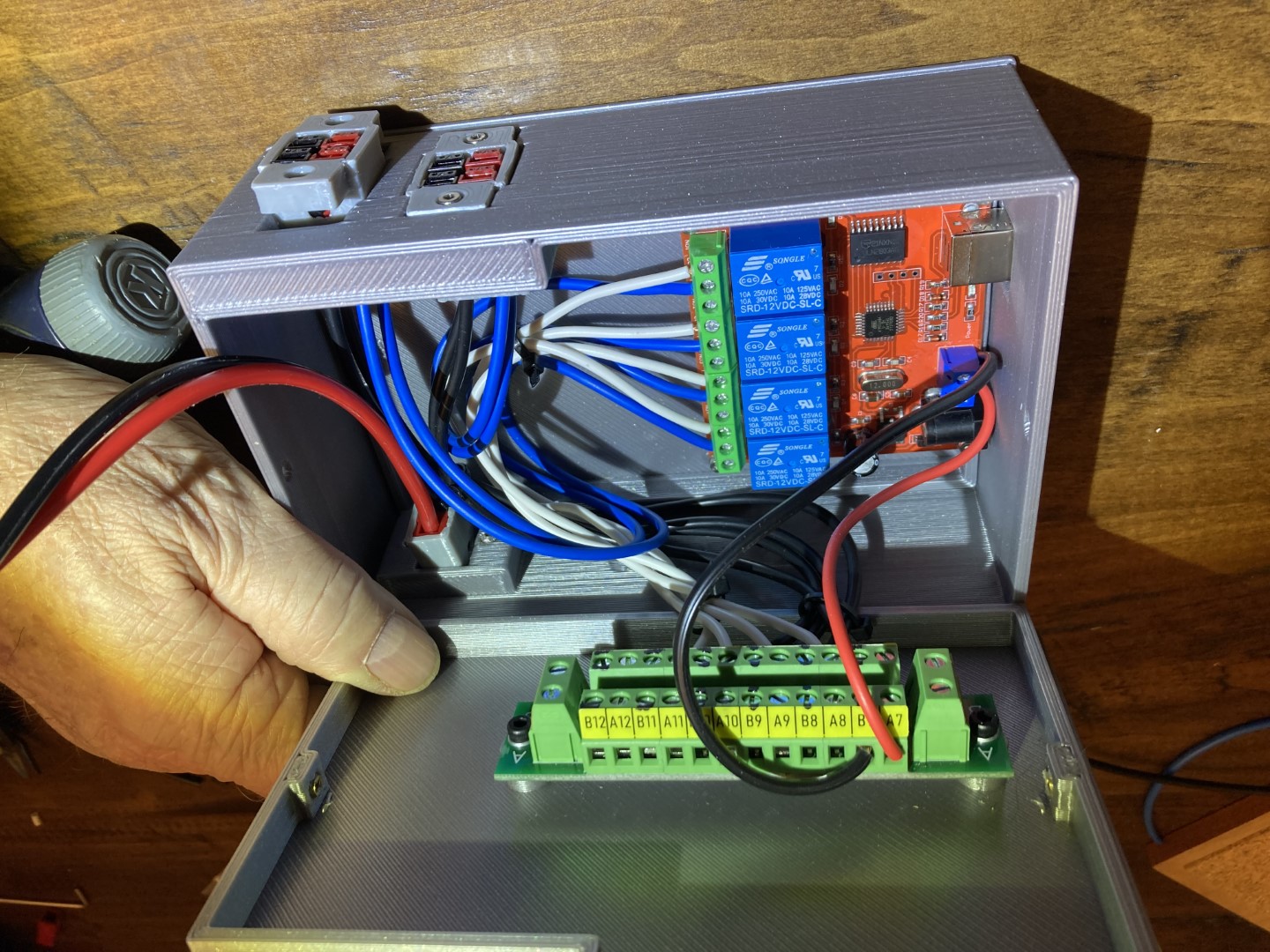 KMTronics USB 4 channel relay board housing by astro3DPman | Download ...