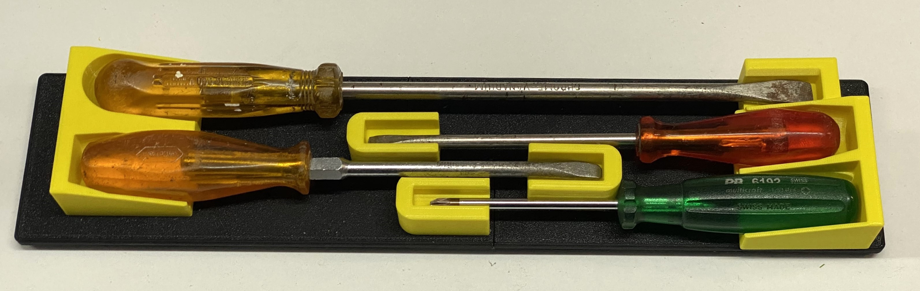 Gridfinity Arrangement for (old) large Screwdrivers (Bin1) by Tritschi ...