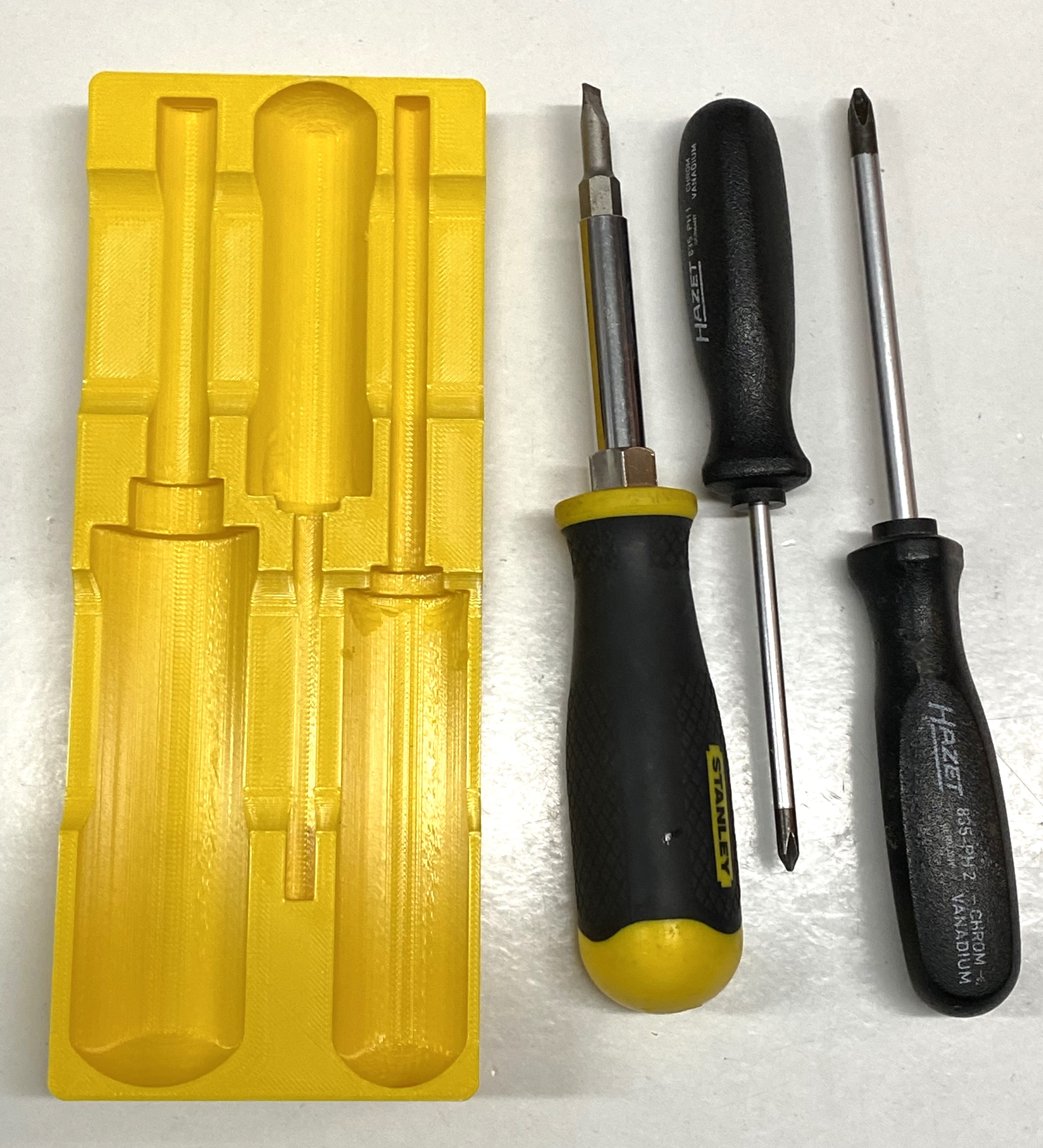 Gridfinity Arrangement for Screwdrivers (Bin6) by Tritschi | Download free STL model ...