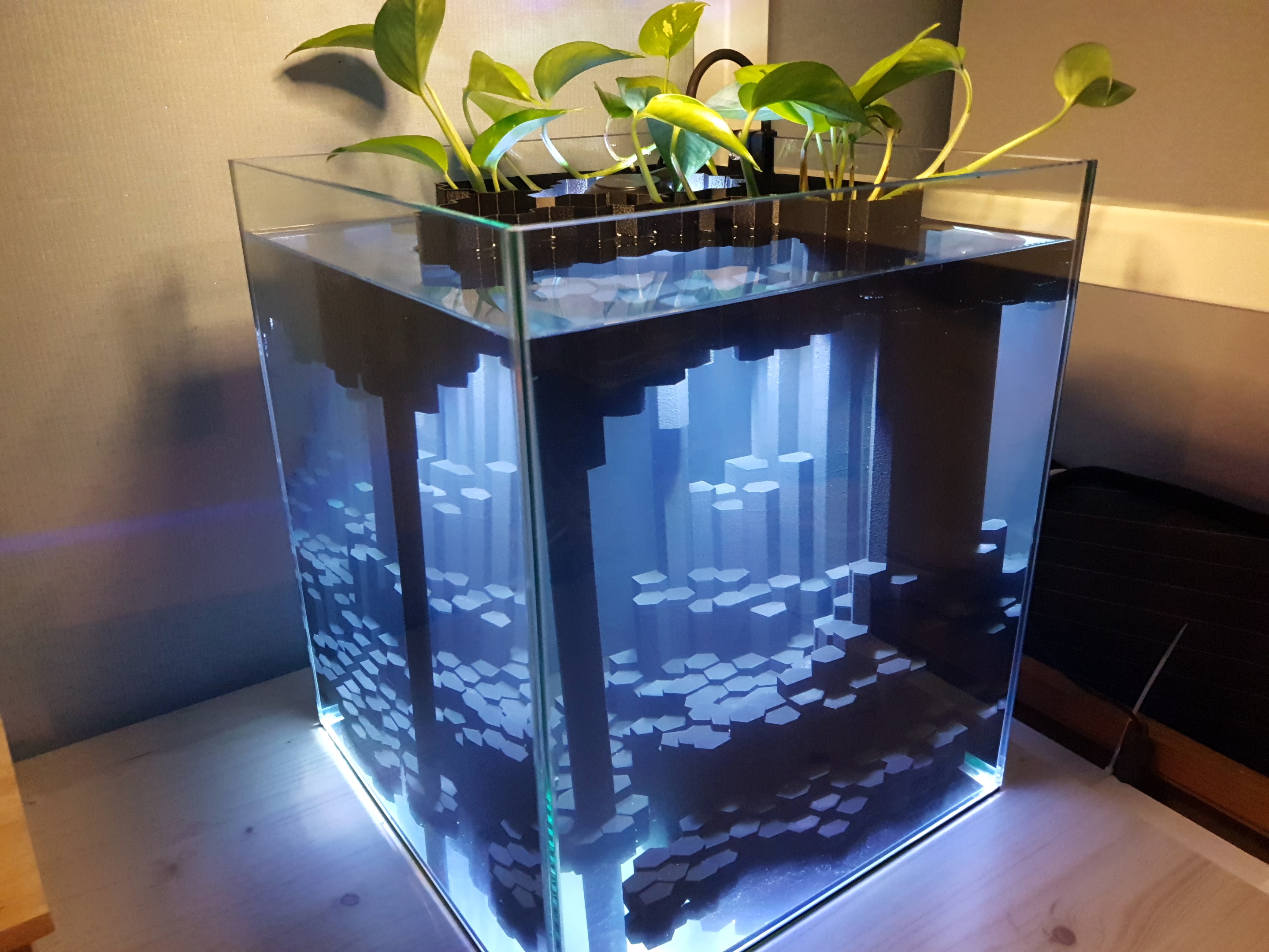 Geometric basalt columns for aquarium/fish tank by Passingcatto ...