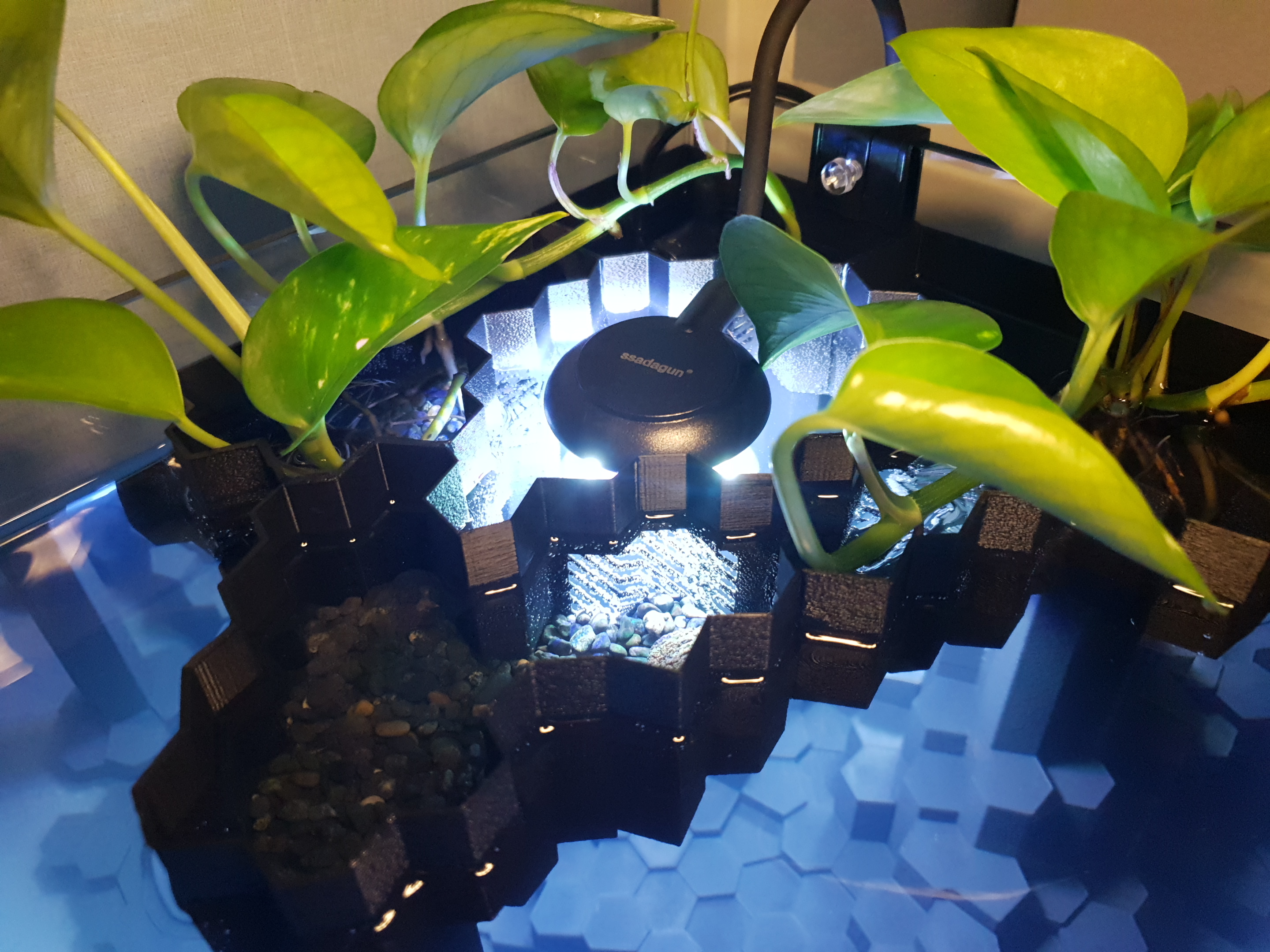 Geometric basalt columns for aquarium/fish tank by Passingcatto ...
