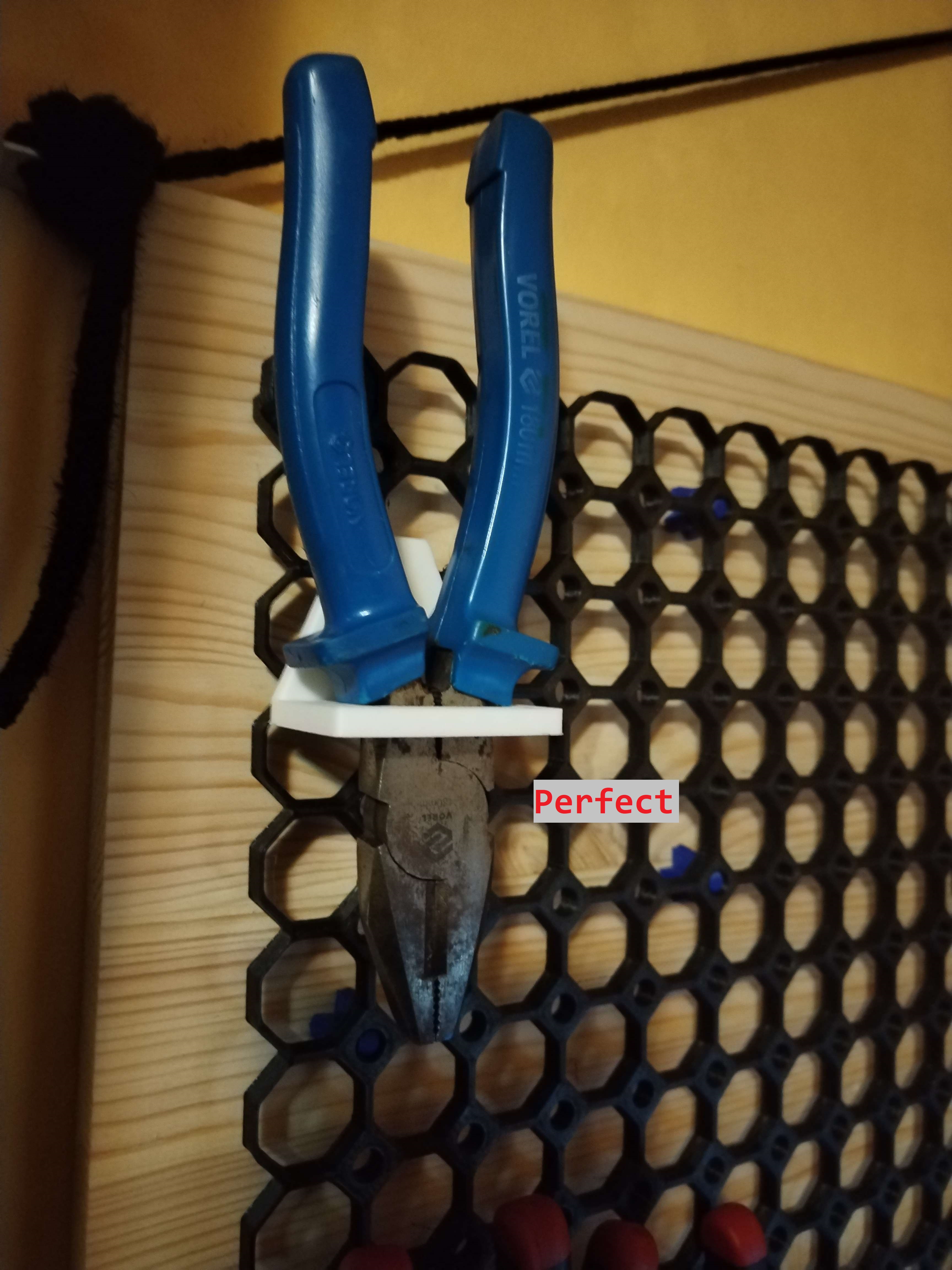 Multiboard pliers mount by Warlock Til | Download free STL model ...