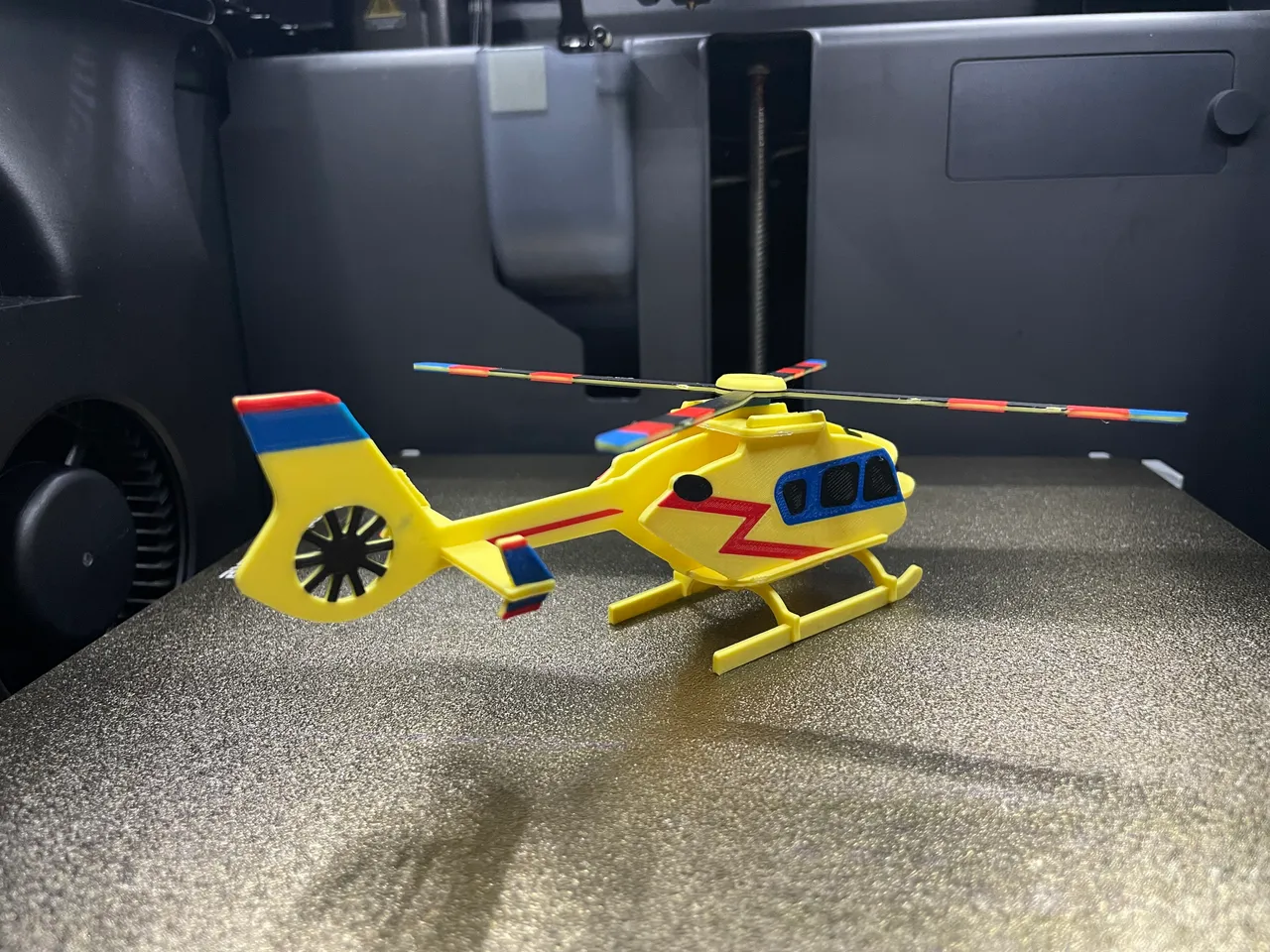 Helicopter Kit Card -EC 135 (Airbus H135) by Souky1122 | Download free ...