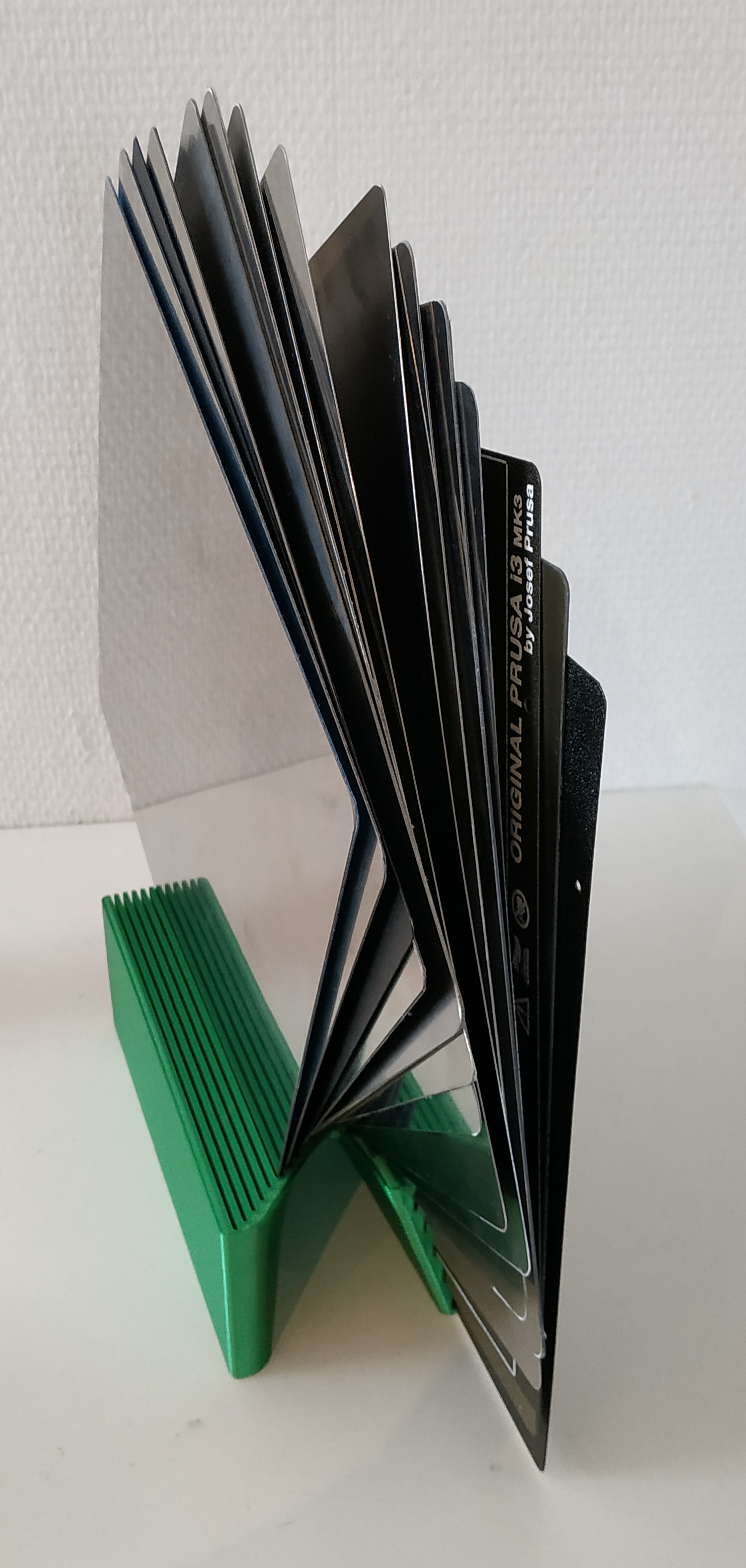 Springsteel Sheet Stand by Mr.Baham | Download free STL model ...