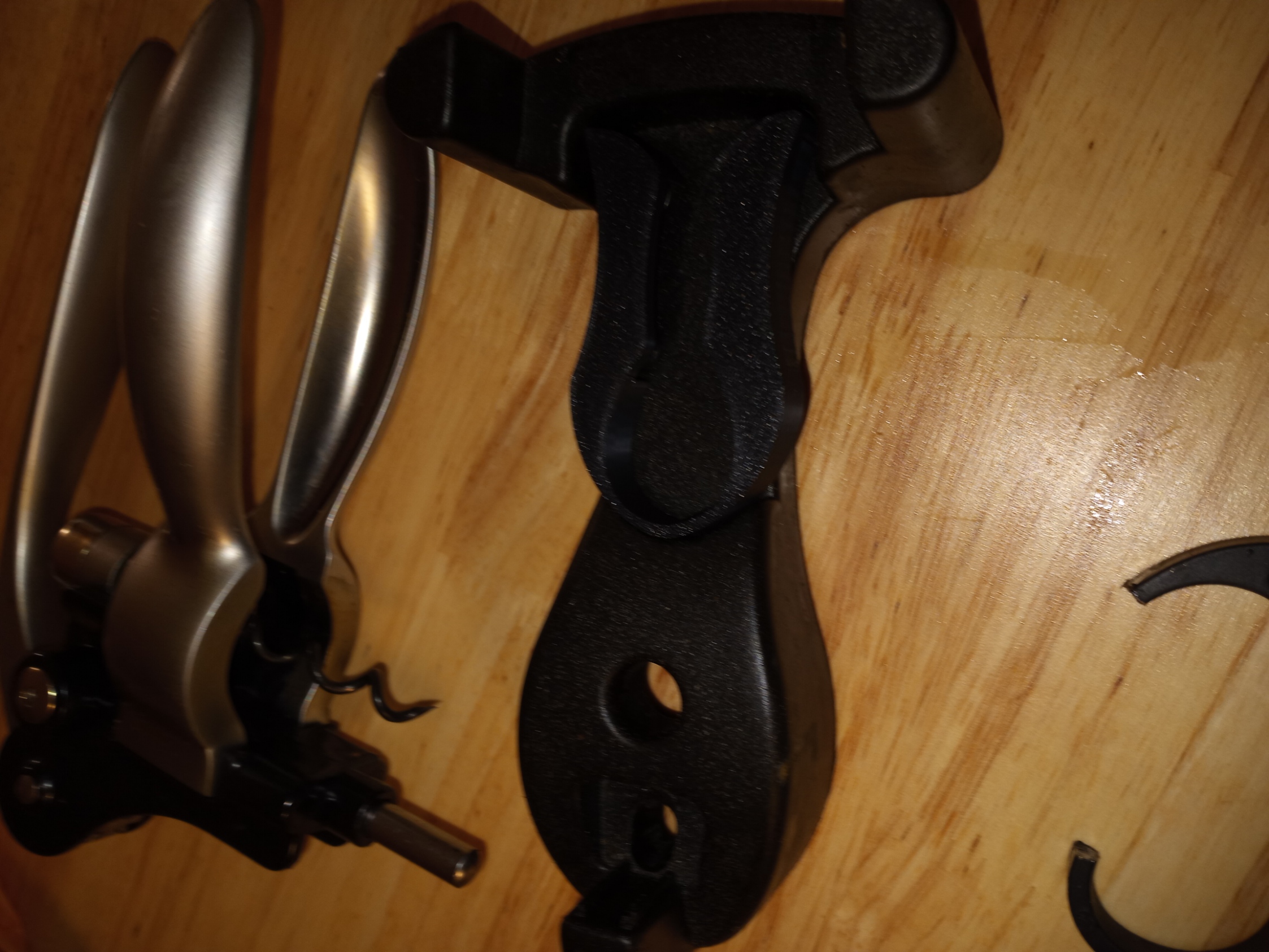 Wine bottle wrapper cutter by 35°C0lDFuSi0n | Download free STL model ...