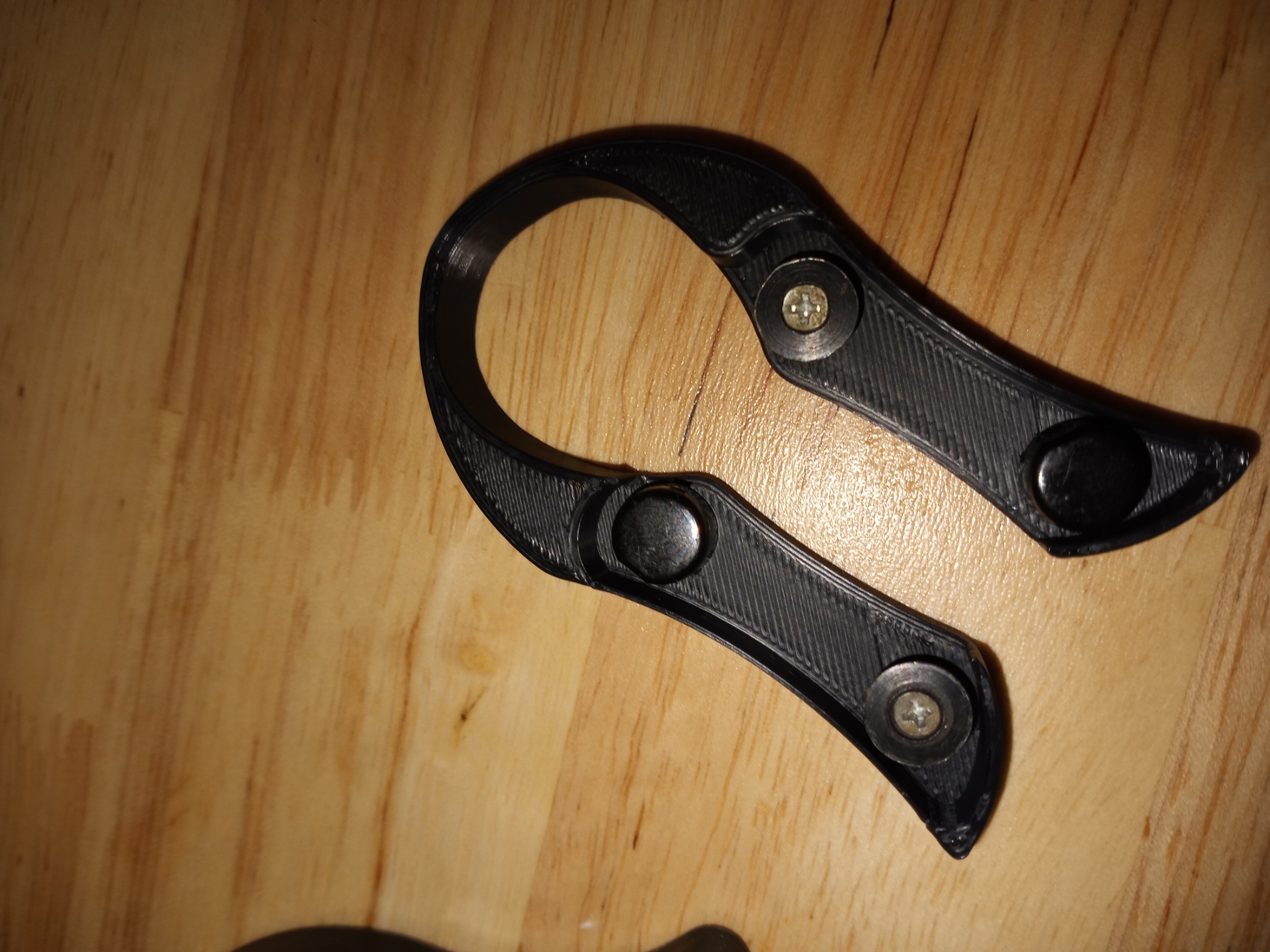 Wine bottle wrapper cutter by 35°C0lDFuSi0n | Download free STL model ...