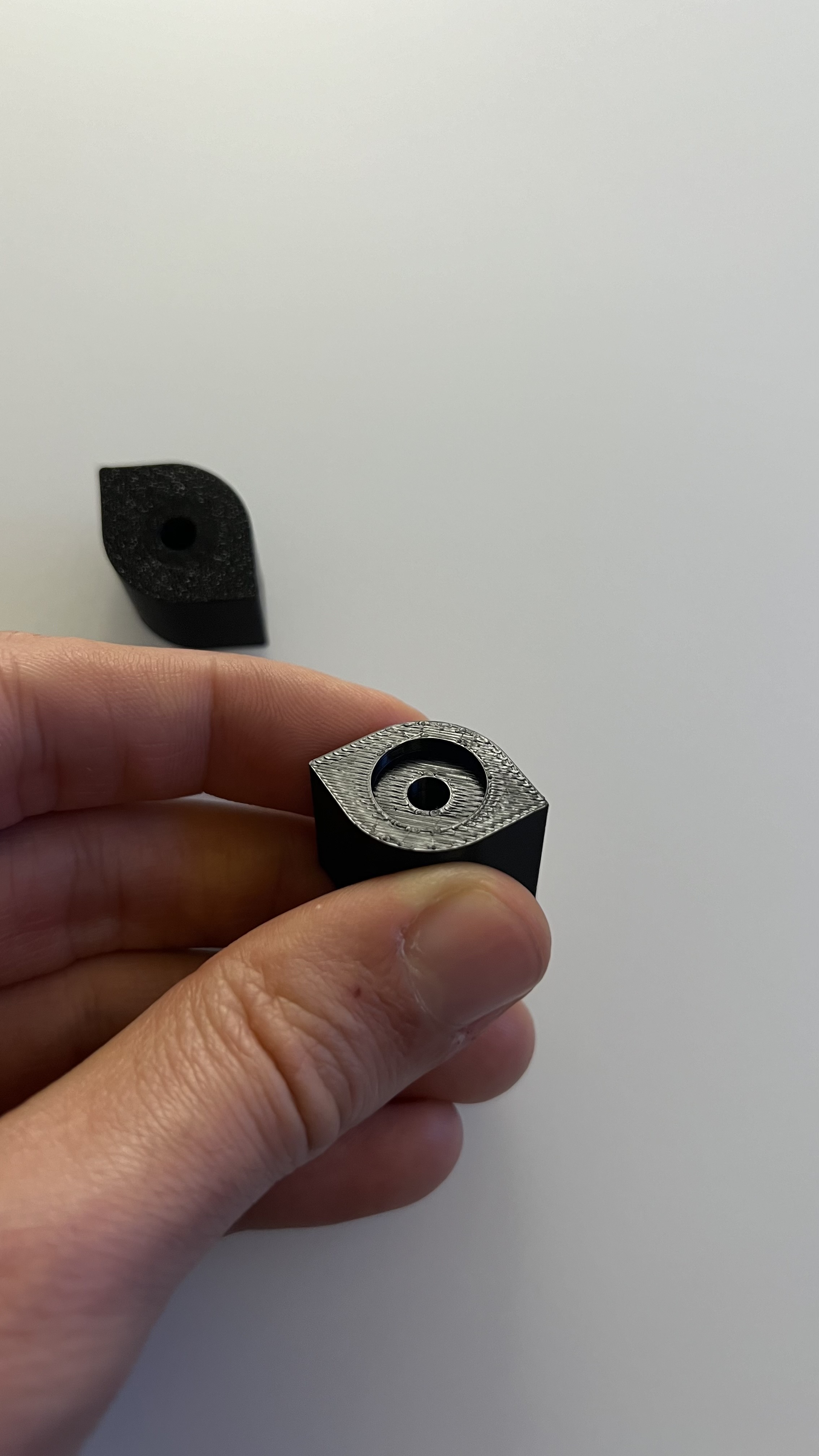 LG 27GR83Q-B VESA Spacer for Wall & Desk Mounts by Akala | Download ...