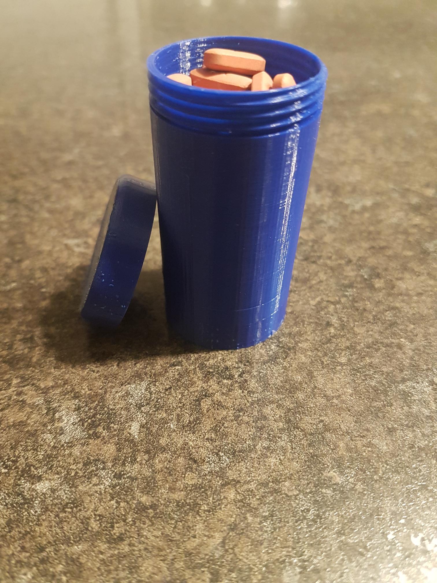 Pill containers by Rowan Toews | Download free STL model | Printables.com