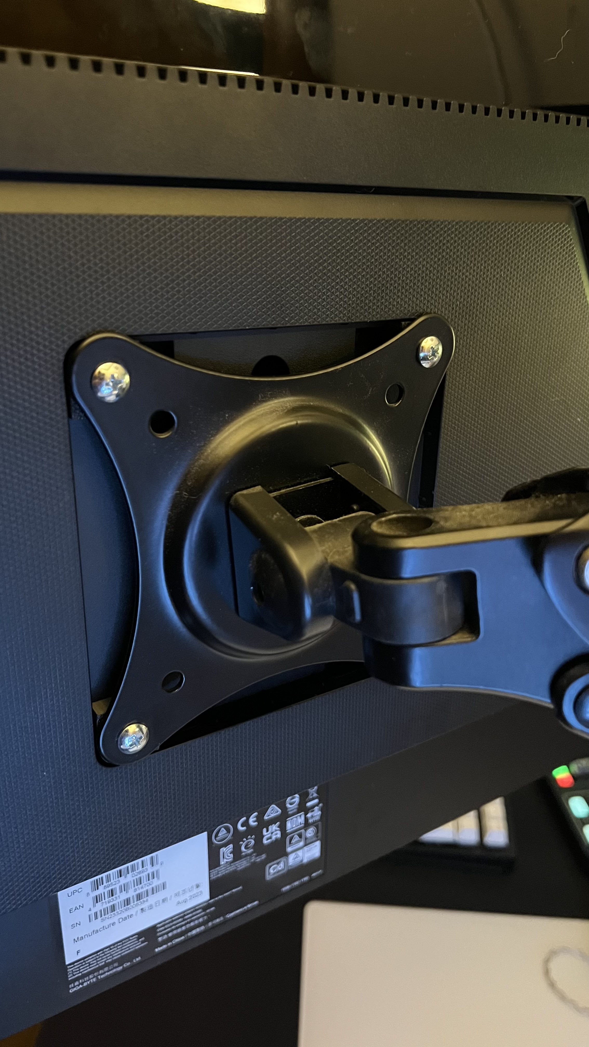 GIGABYTE M27QX VESA Spacer for Wall & Desk Mounts by Akala | Download ...
