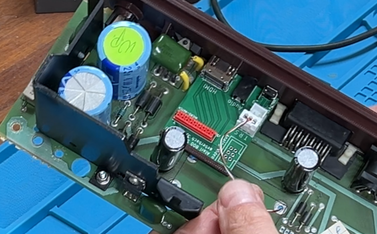 Atari 800 side I/O plate by aeberbach | Download free STL model ...
