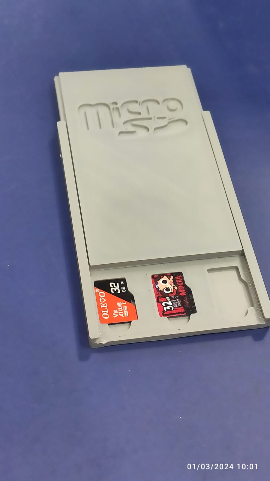 MicroSD credit card Case por ManuCuto | Descargar modelo STL gratuito ...