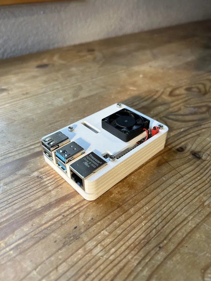 Raspberry Pi 4 Case Pi4 by brench | Download free STL model ...