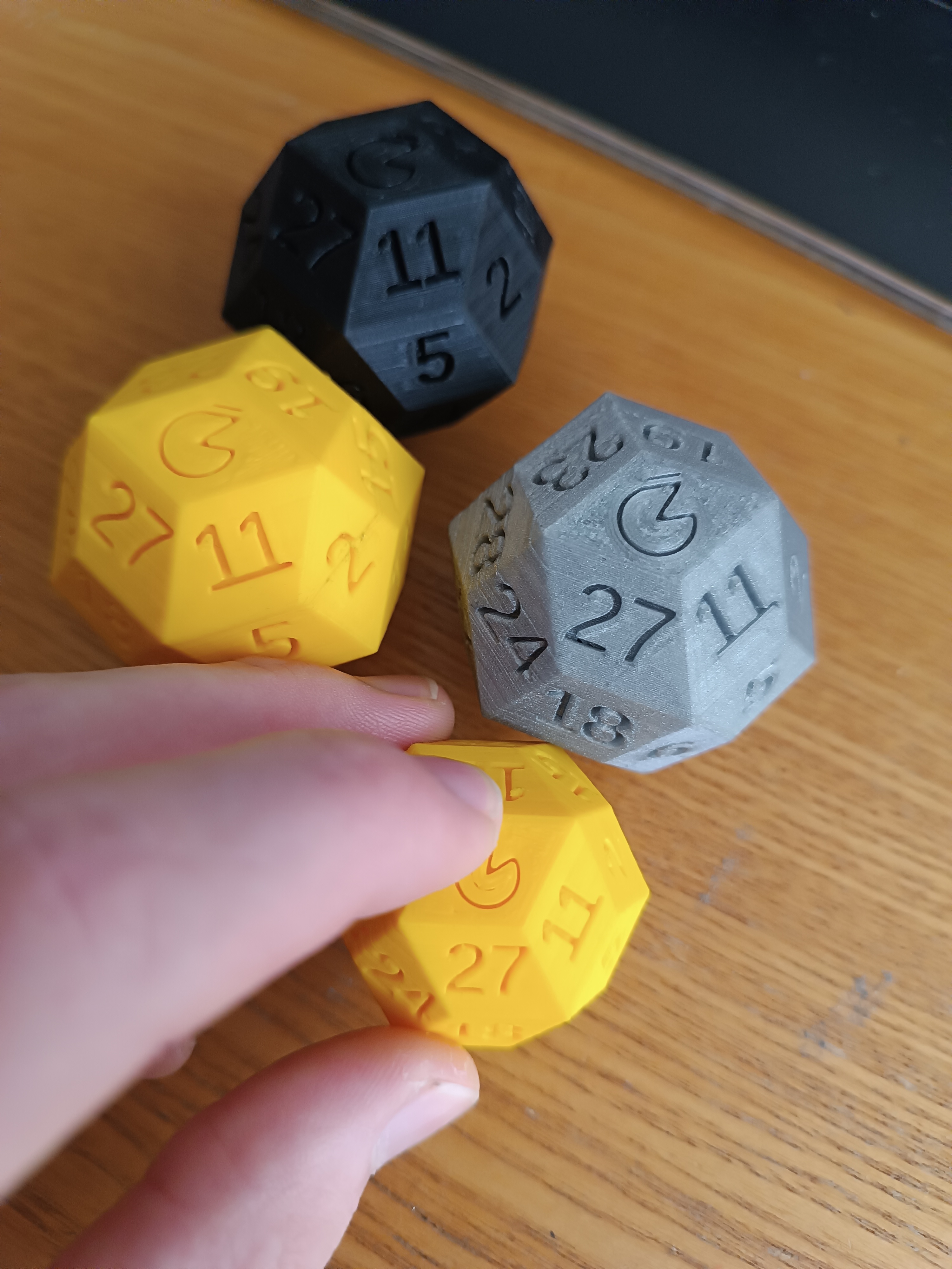 D30 WITH LOGO OF GYMNÁZIUM ŽIDLOCHOVICE by Jirka_0H | Download free STL ...