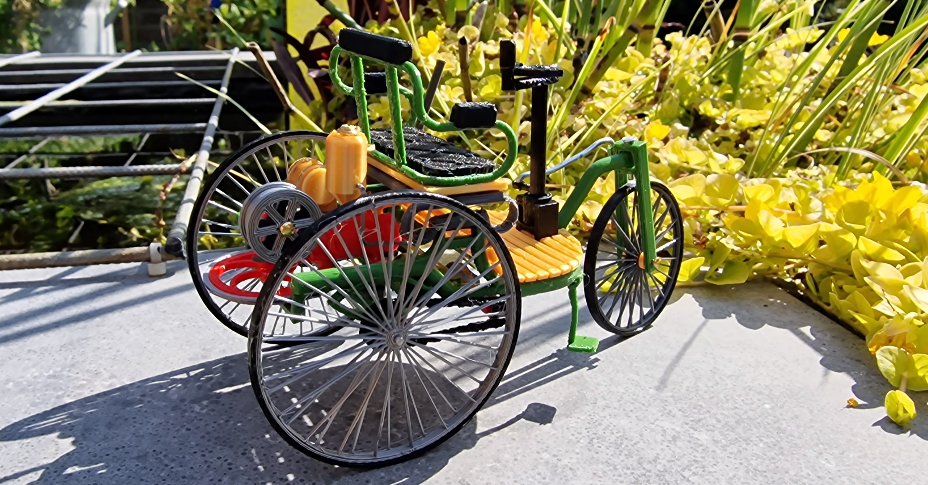 Mercedes benz no1 year 1886 Designer Ed van der Heijden. by Ed van der ...