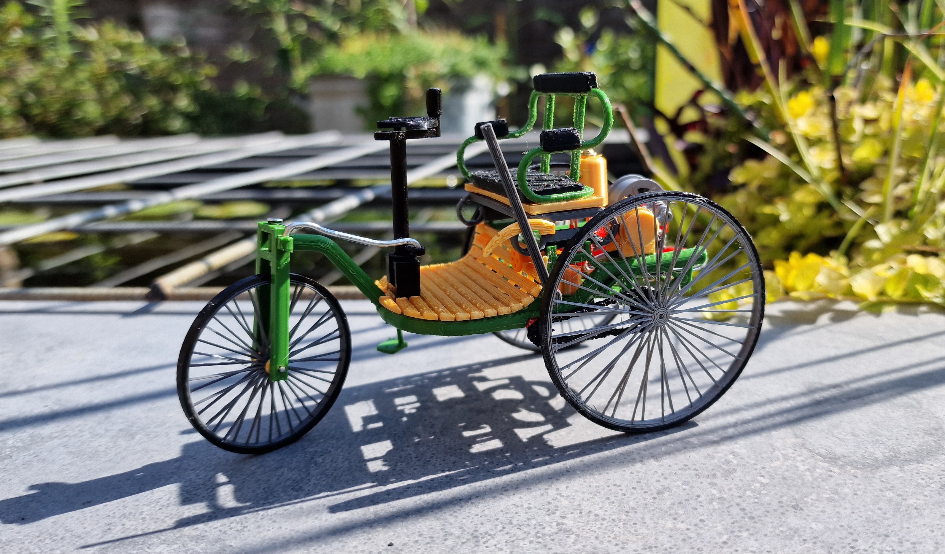 Mercedes benz no1 year 1886 Designer Ed van der Heijden. by Ed van der ...